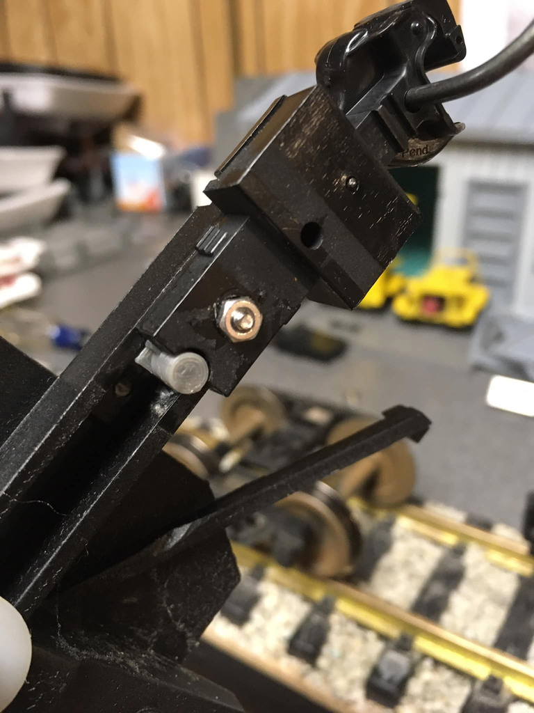 G Scale Bachman hopper Kadee Coupler mount by Randy Mower | Download ...