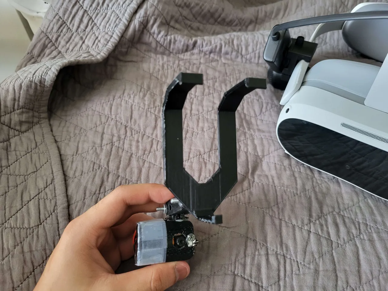 Pico 4 Babble Mouth Tracker Mount by Rames The Generic | Download free ...