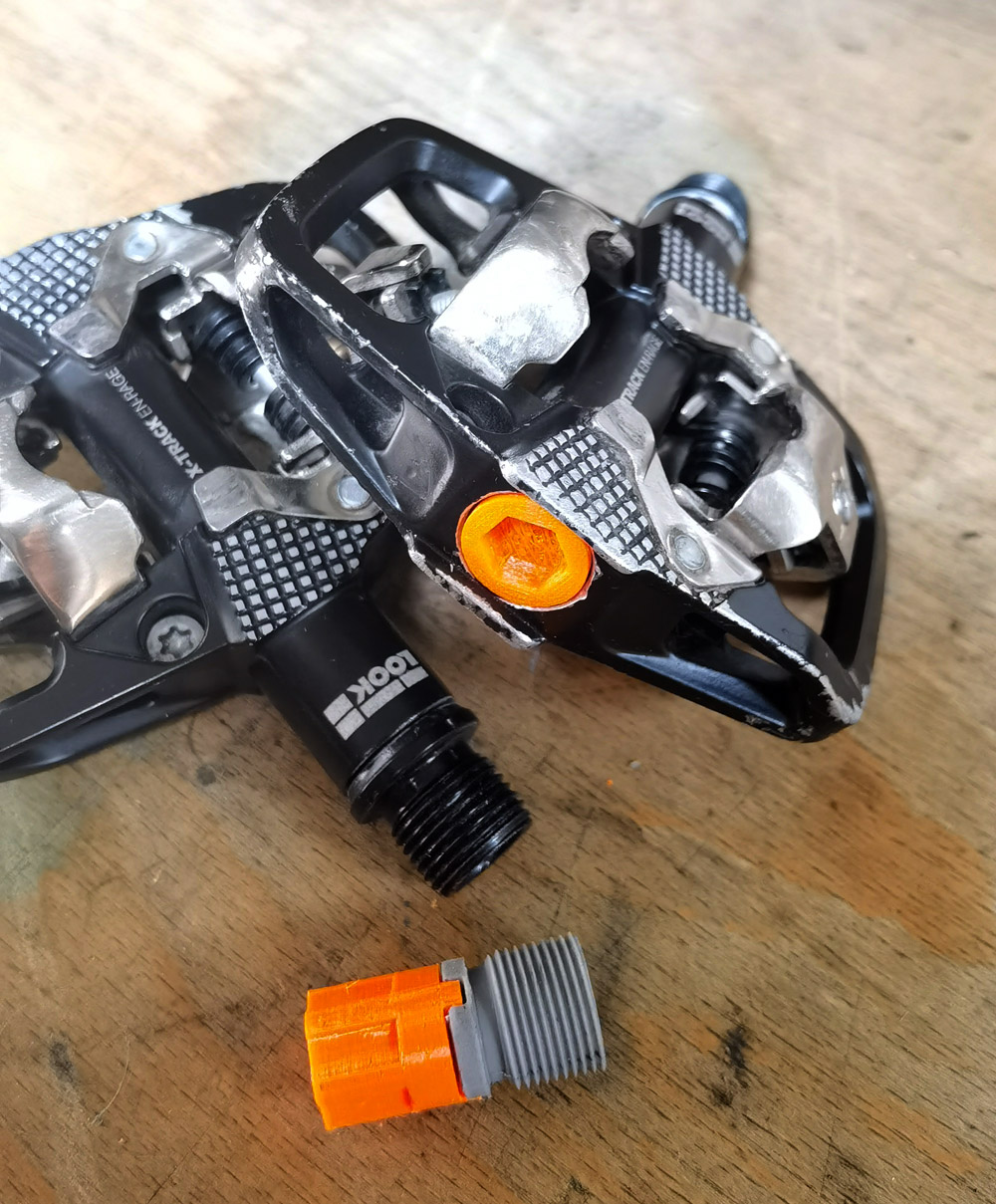 Look X-Track tool and caps by Ian Smith | Download free STL model ...