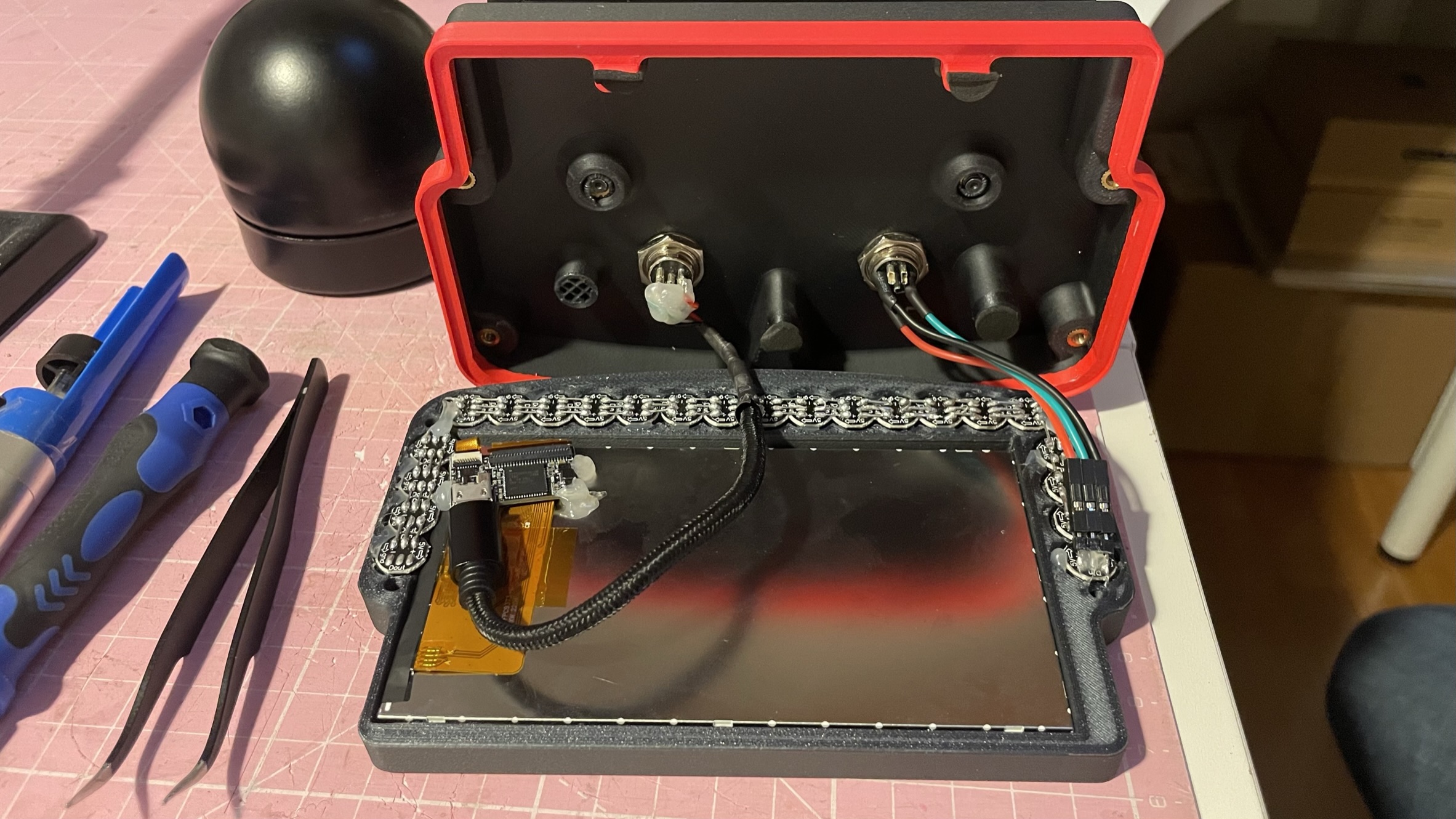 VoCore 5" Dash - 24 Leds - Arduino/Simhub (Upgrade) par Matteo Soligo ...