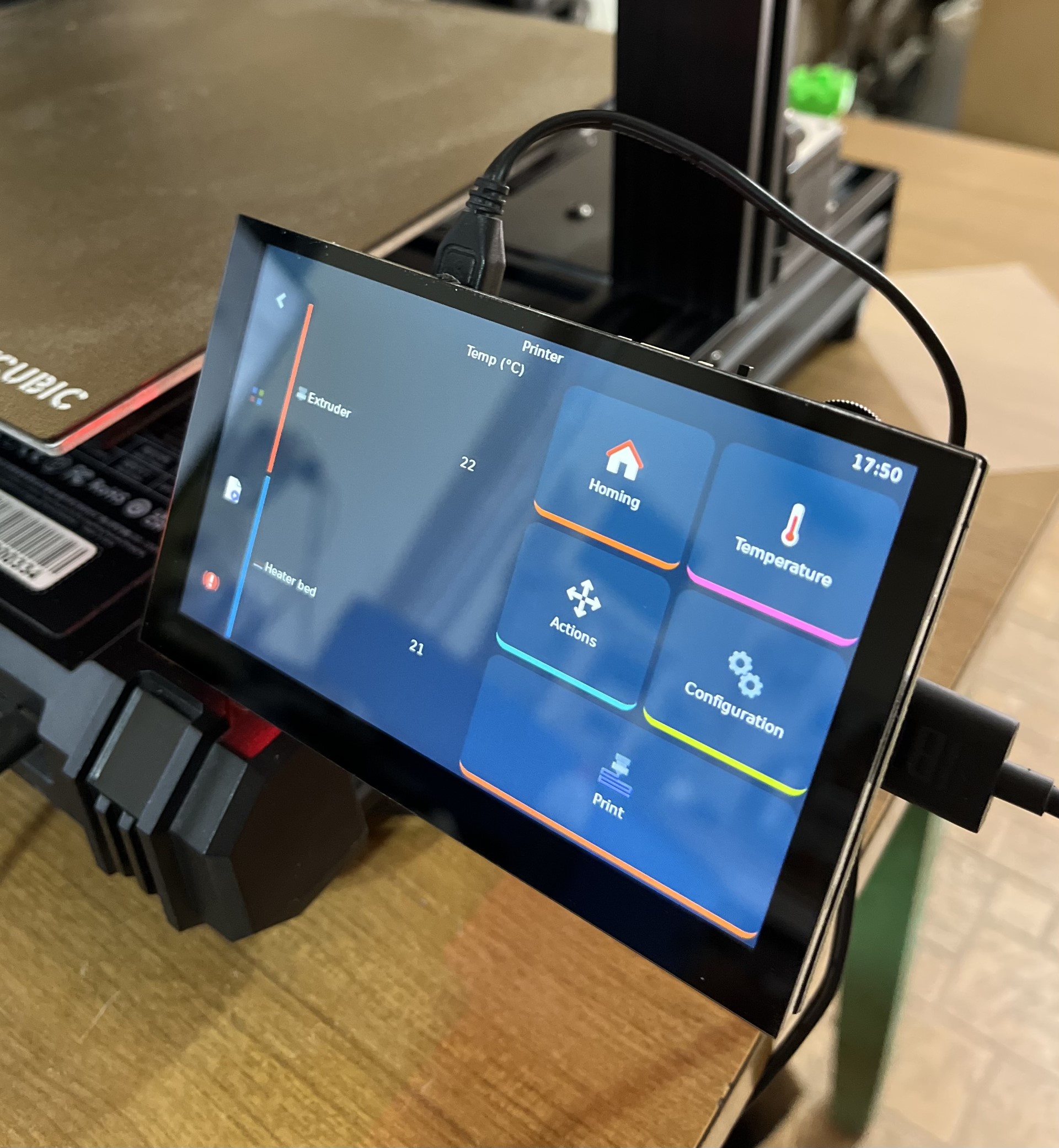 PiTFT50 Screen Mount for Anycubic Kobra Go by ha33ris | Download free ...