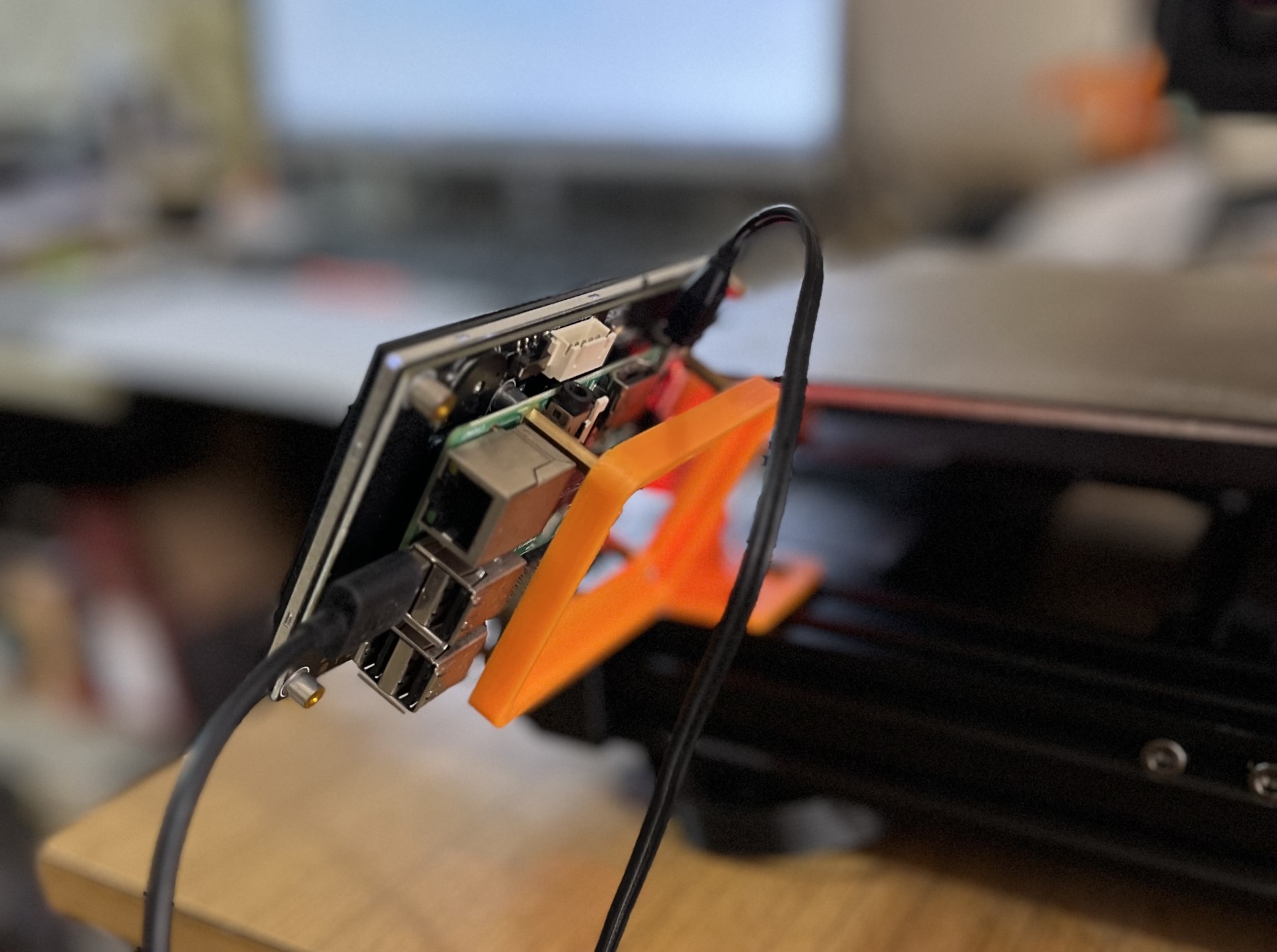 PiTFT50 Screen Mount for Anycubic Kobra Go by ha33ris | Download free ...