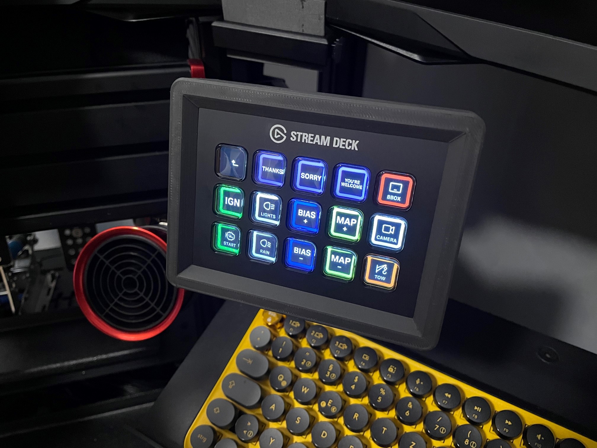 Lid for Stream Deck mk.2 by davidzauner | Download free STL model ...