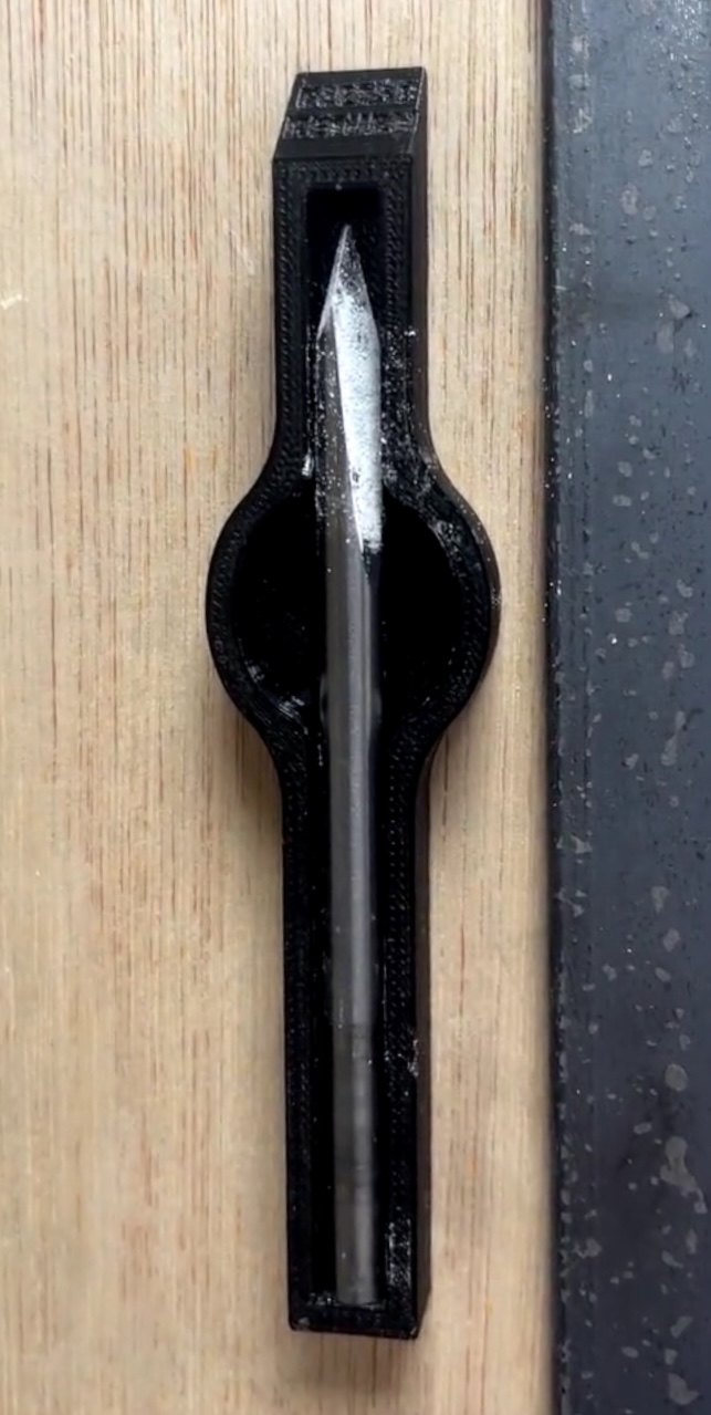 Wall mounted magnetic holder for 6mm dagger-bit. by 13fingerfx ...