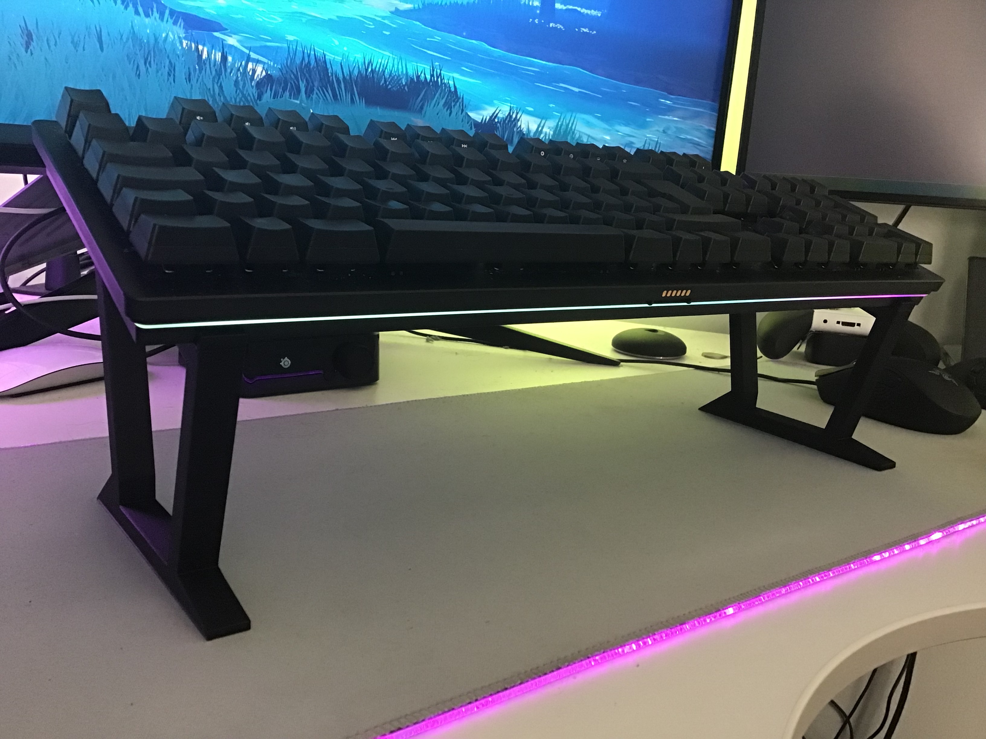 Razer Huntsman Elite Keyboard Stand / Riser by Nephrited | Download ...