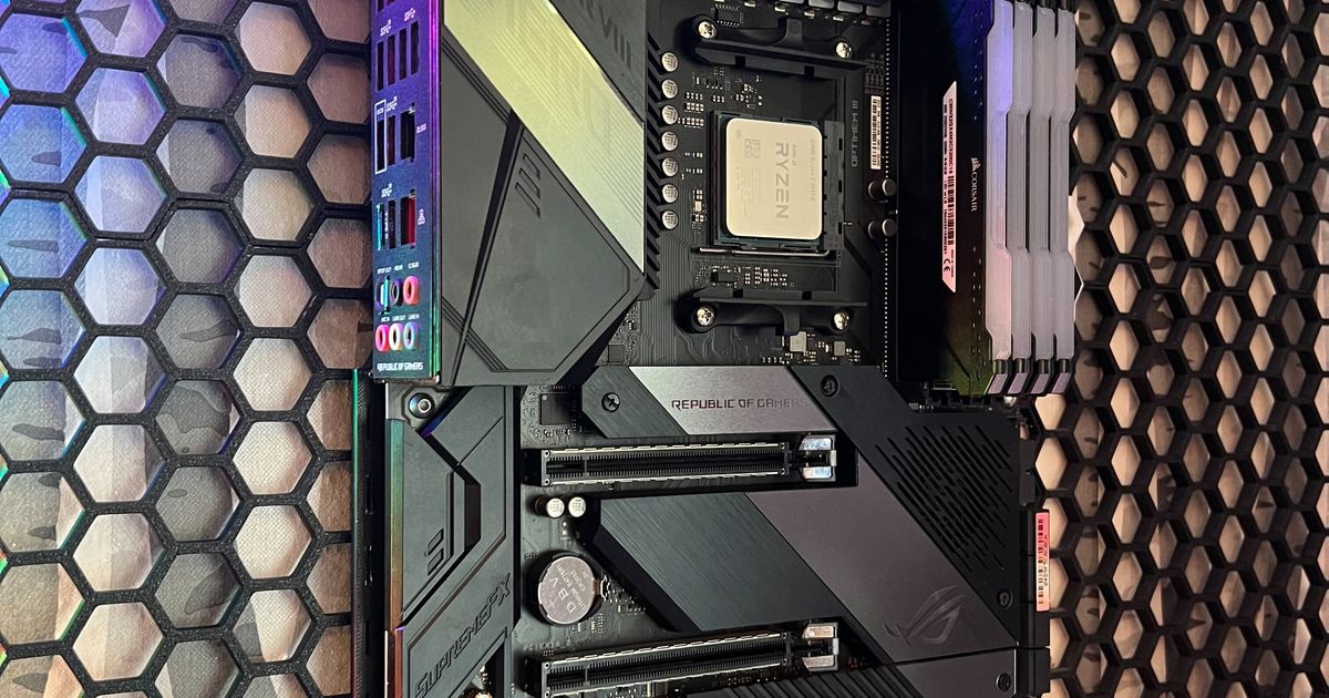 ATX Motherboard Mount (HSW) by Anthony Kinson | Download free STL model ...