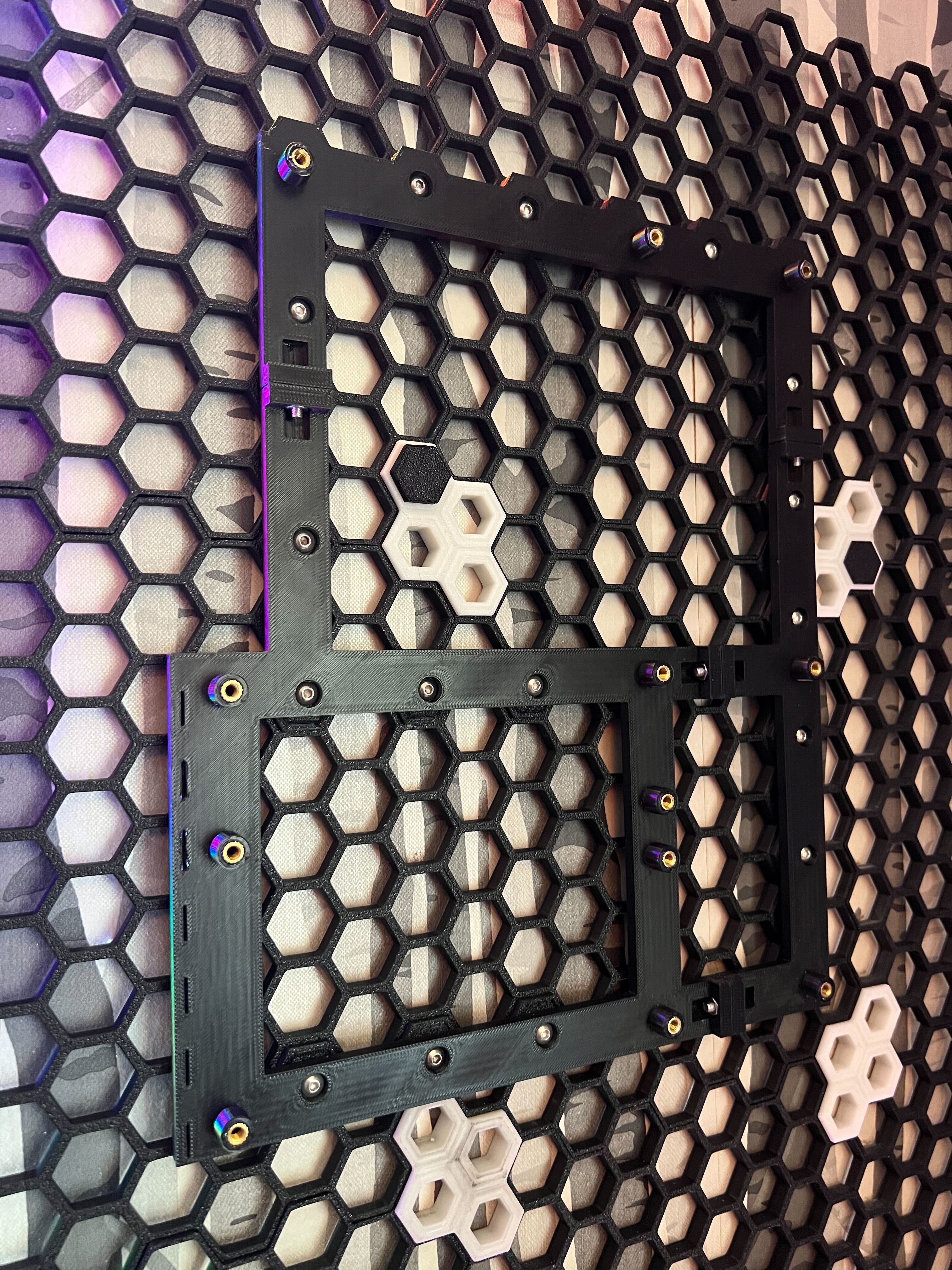 ATX Motherboard Mount (HSW) by Anthony Kinson | Download free STL model ...