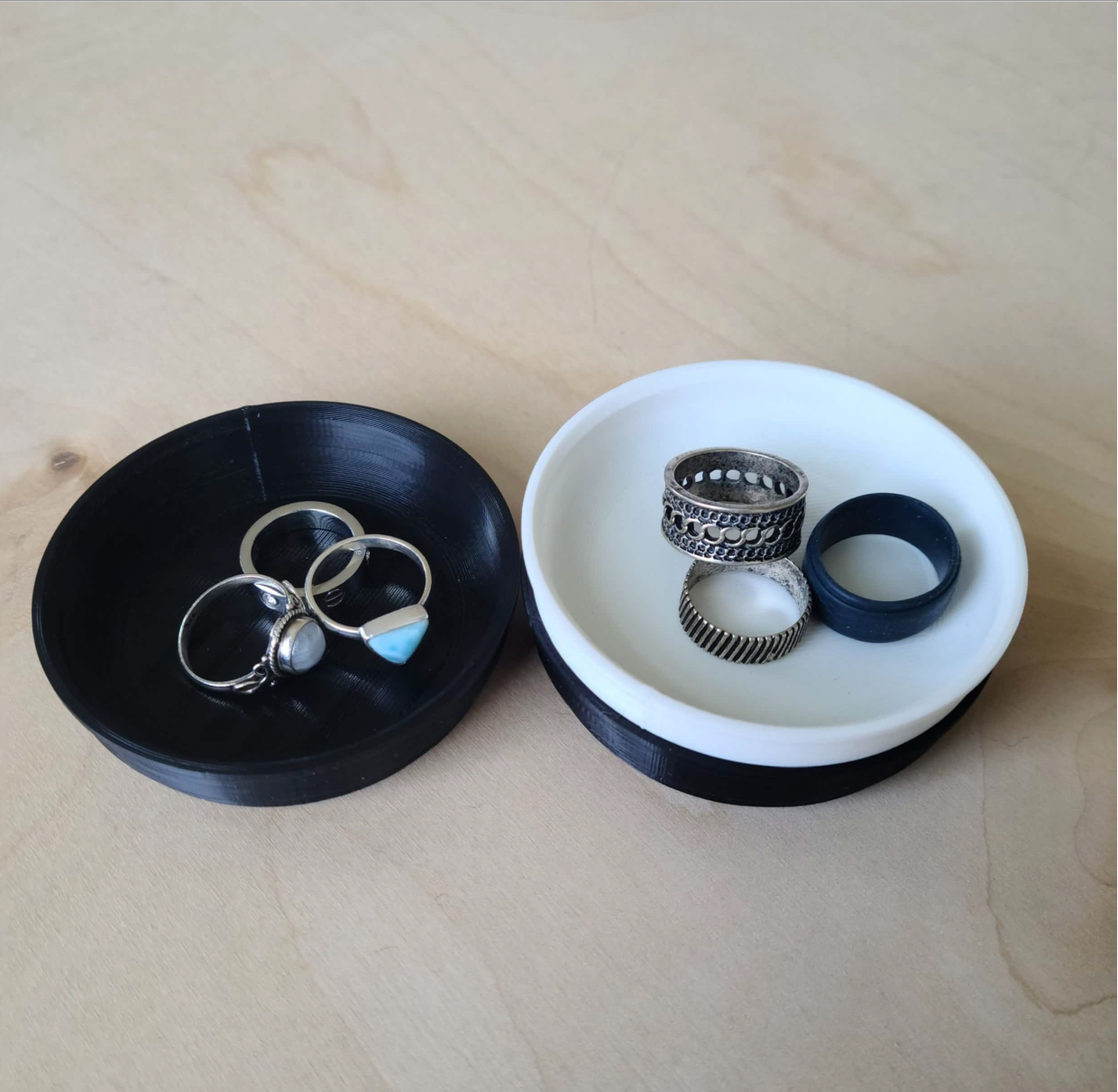 Stackable Ring Holders by Coral | Download free STL model | Printables.com