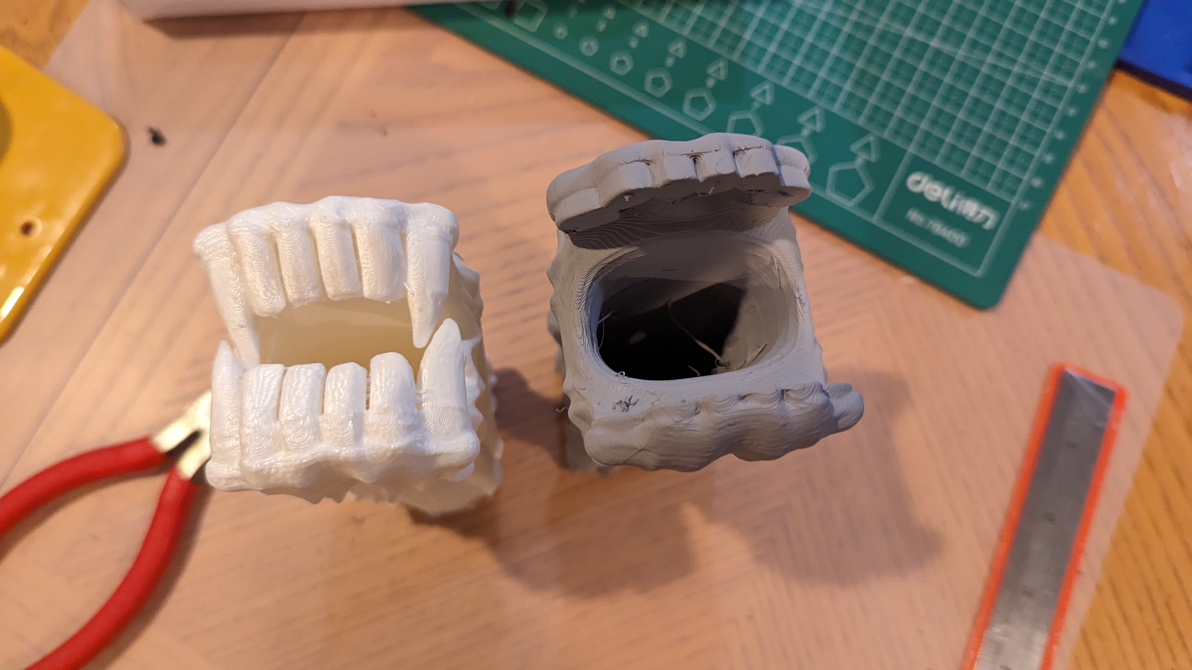 Aliens xenomorph inner jaw custom 2 sizes von EDGeProjects ...