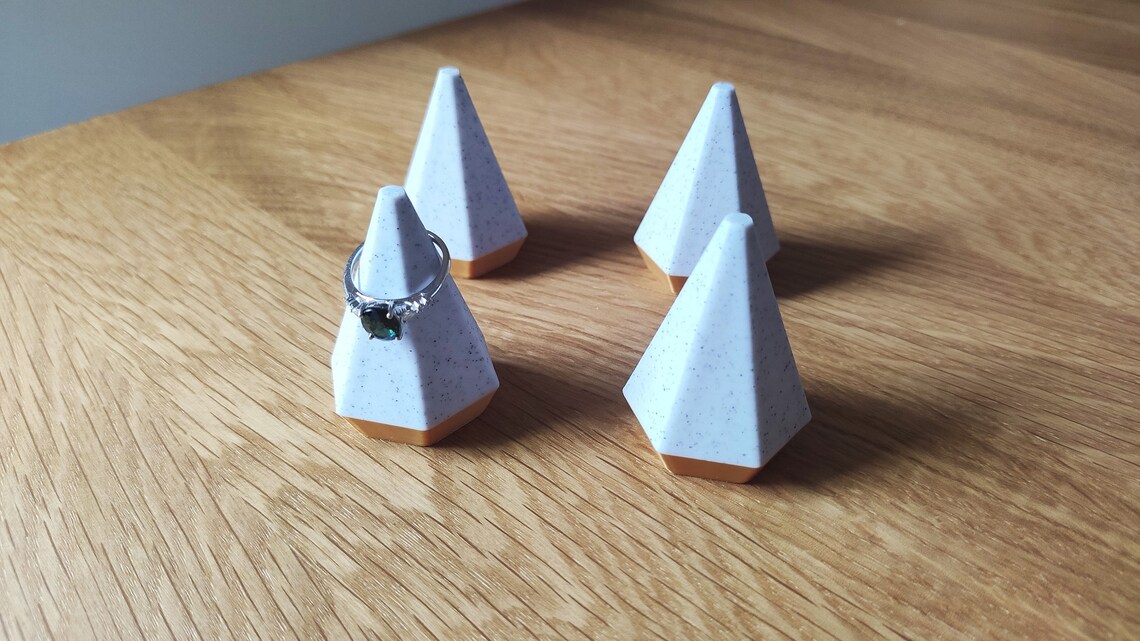 Geometric Ring Holder || Multi Material Ready! by ryzwick | Download ...