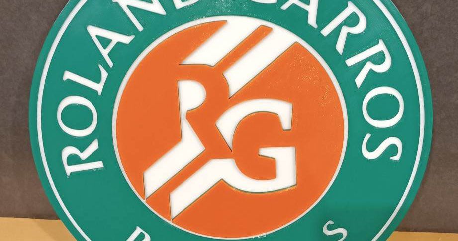 Roland Garros logo (With 2 color changes) by Allan Fonroques 🚀 ...