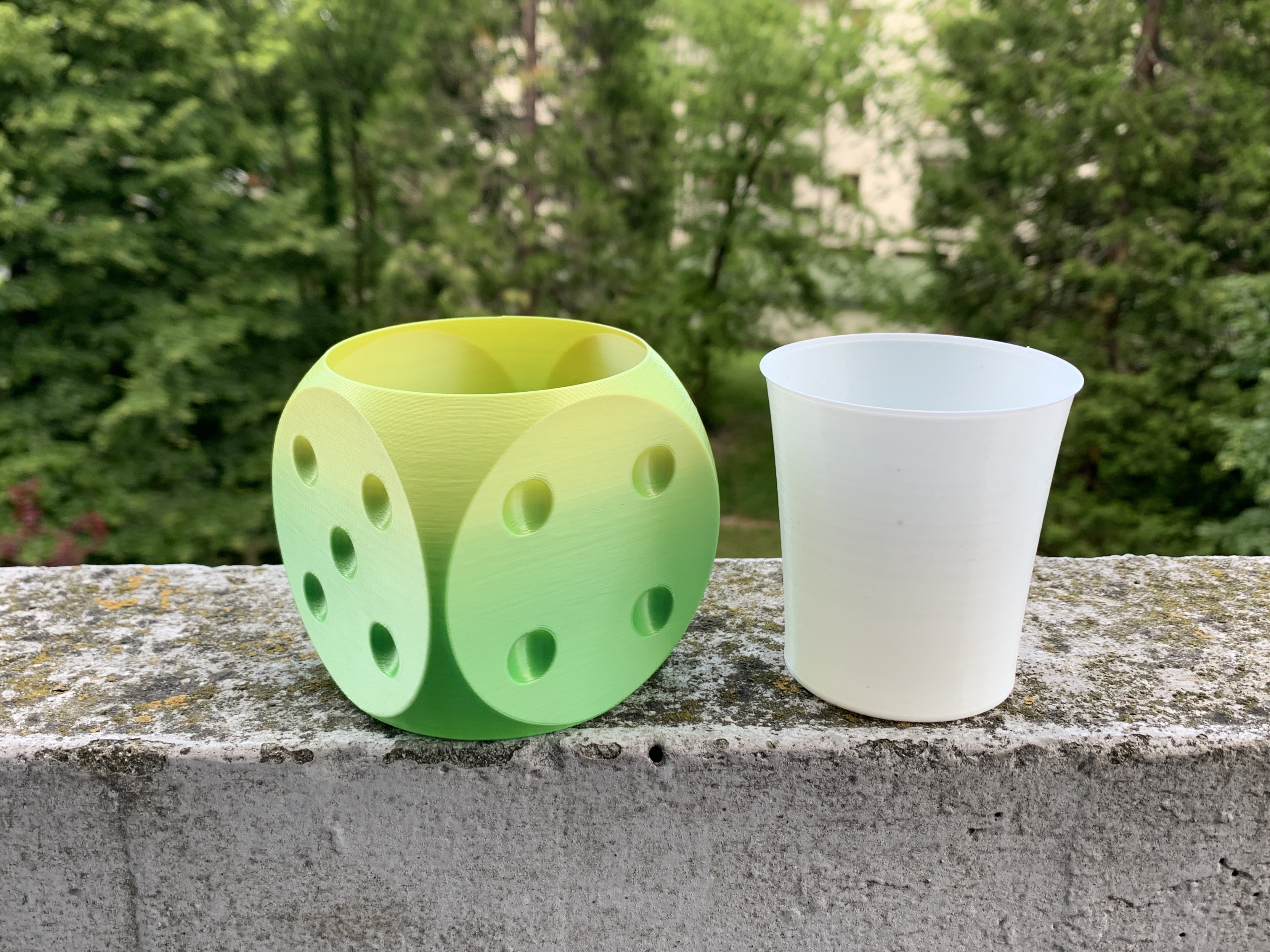 Dice flower pot vase mode with inner pot by maxkf | Download free STL ...
