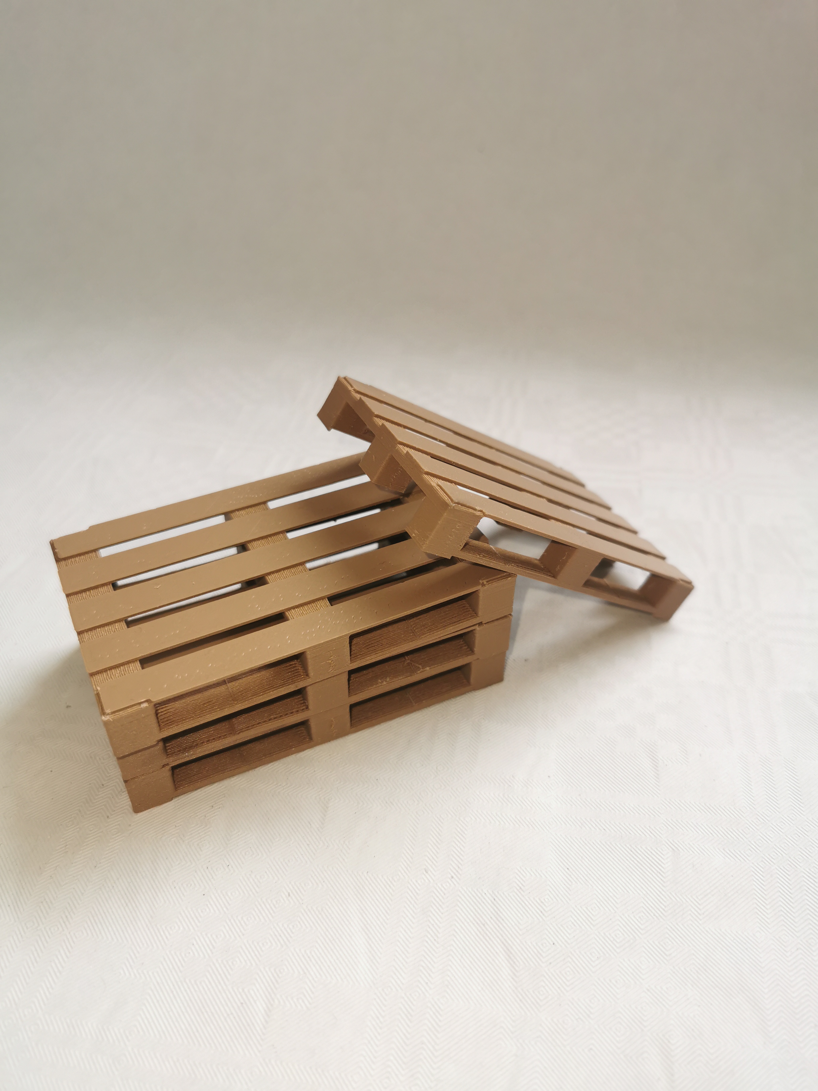 Small Pallet by MaxL. | Download free STL model | Printables.com