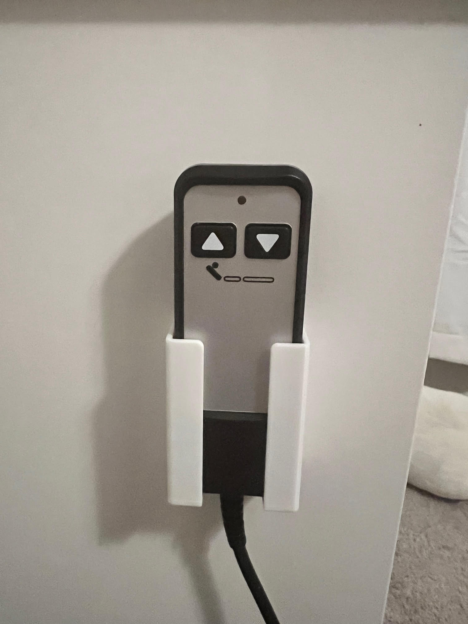 Remote Holder by JM | Download free STL model | Printables.com