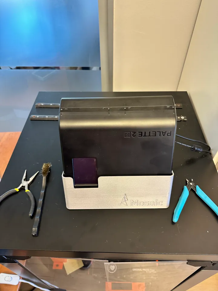 Standalone Drybox, spool holder for Enclosure V2 and Mosaic Palette ...