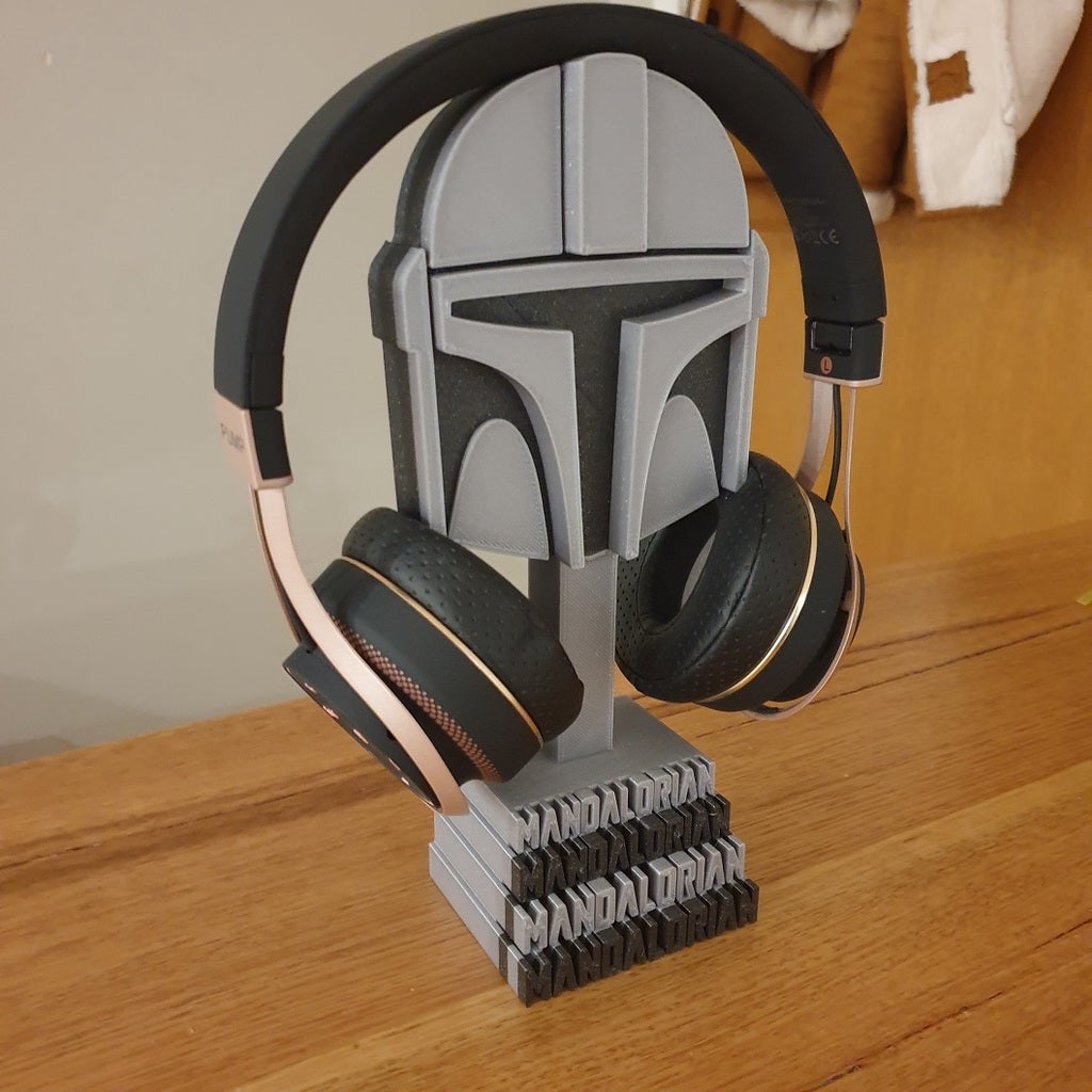 Mandalorian helmet headphones stand by 3DPrintBunny | Download free STL ...