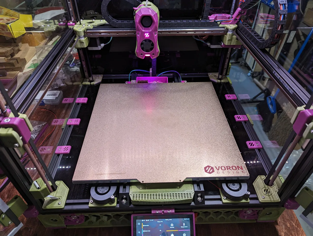 Voron 2.4R2 Z Belt Cover with Ribbon Slot by Morfesto | Download free ...