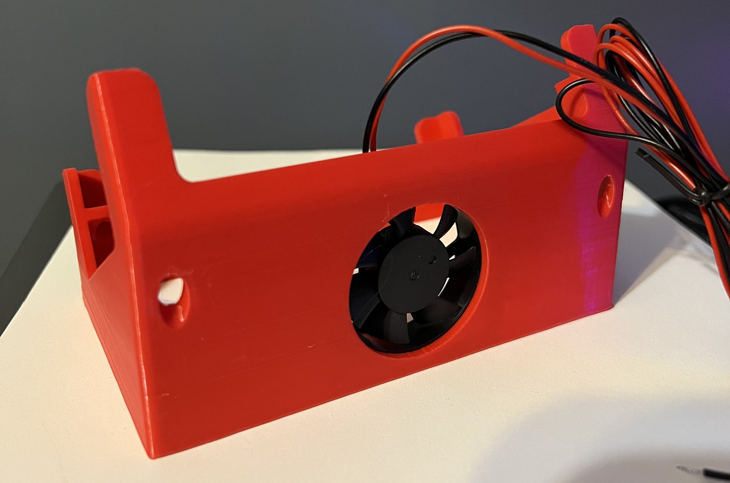 Floating Case for BTT TFT50 & Raspberry Pi - Fits 40x40mm Fan by dushall9 | Download free STL ...