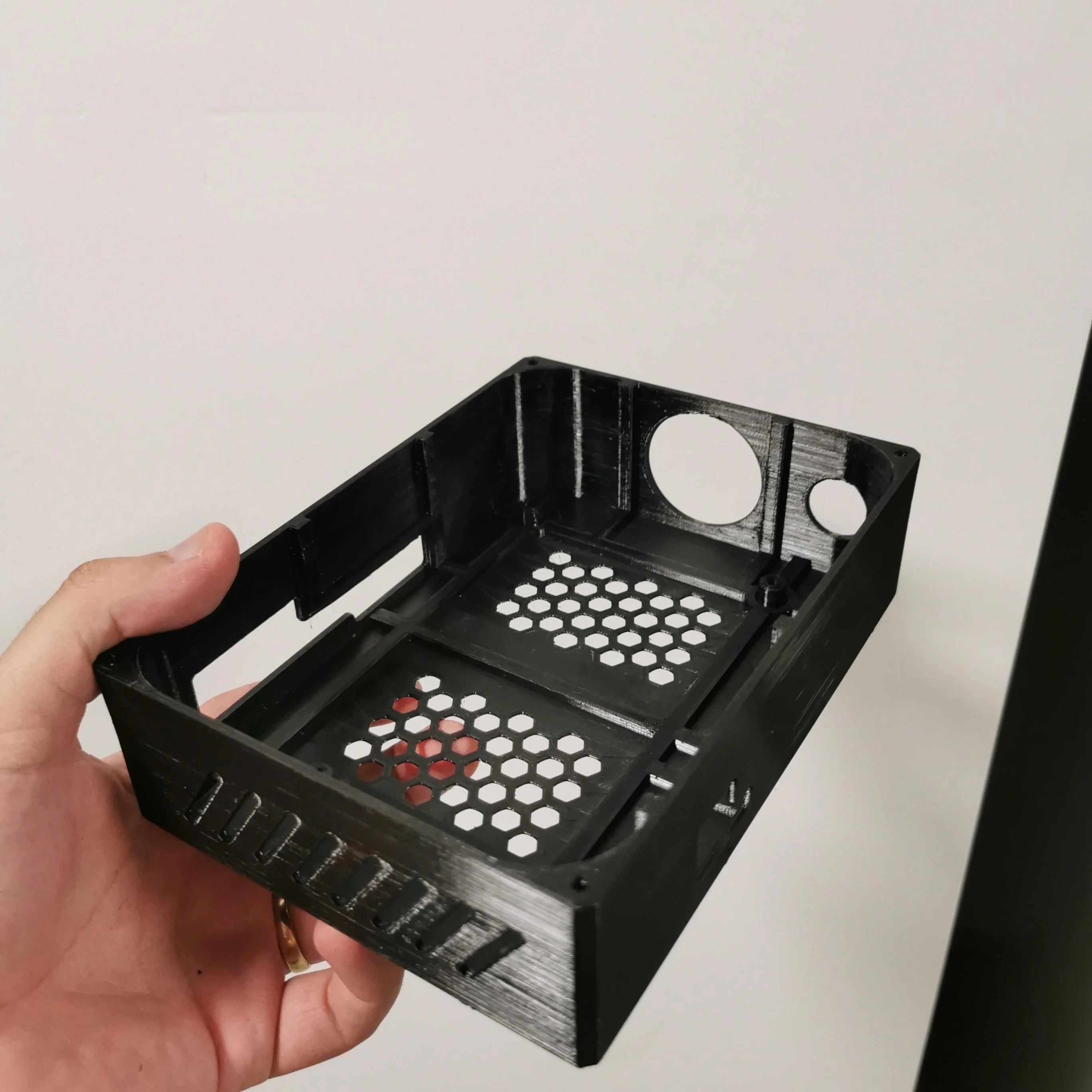 BTT Manta M5P Electronics Housing by Solid3D | Download free STL model ...