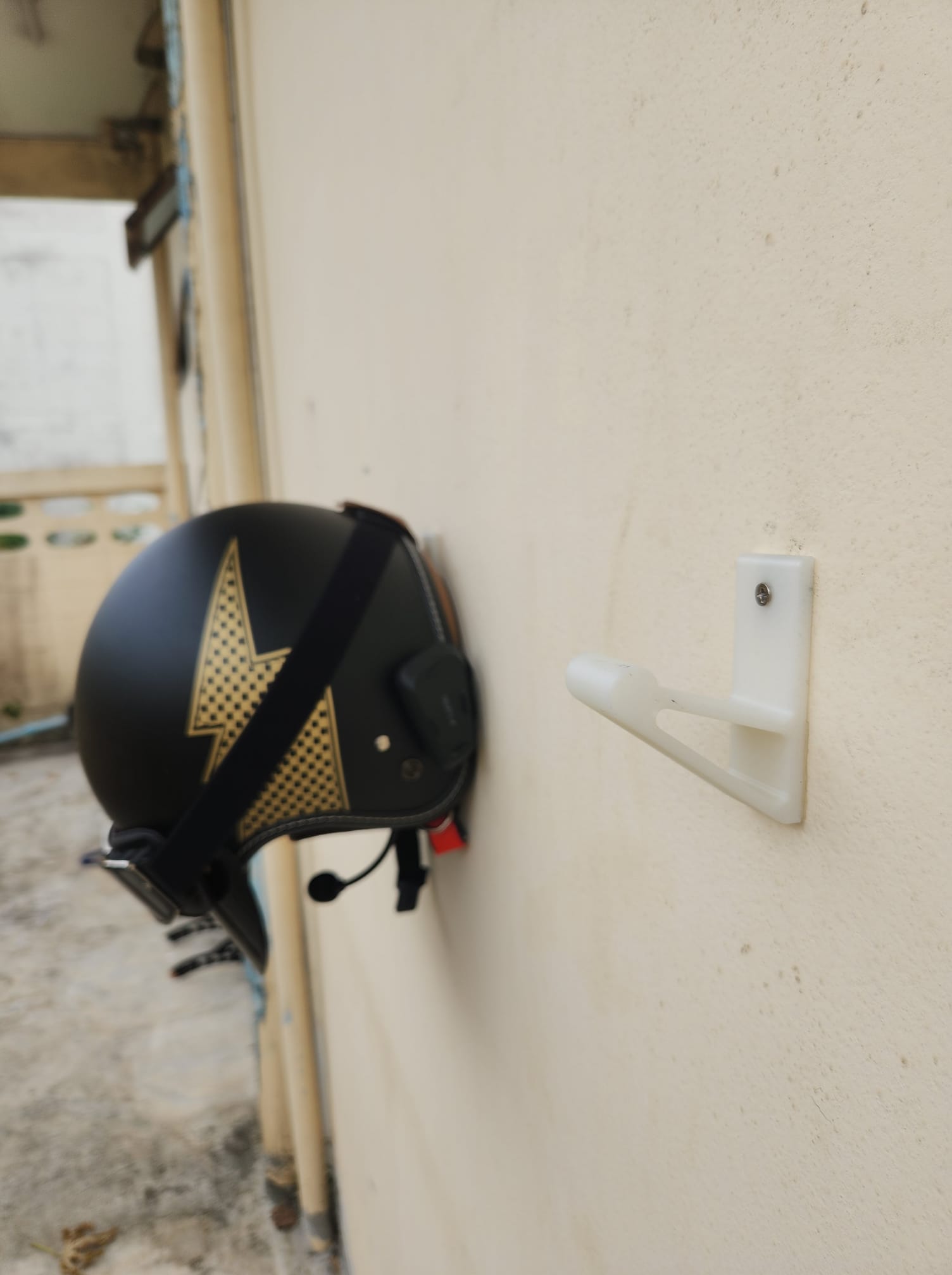 Helmet Wall Hanger by FunFunBoy | Download free STL model | Printables.com