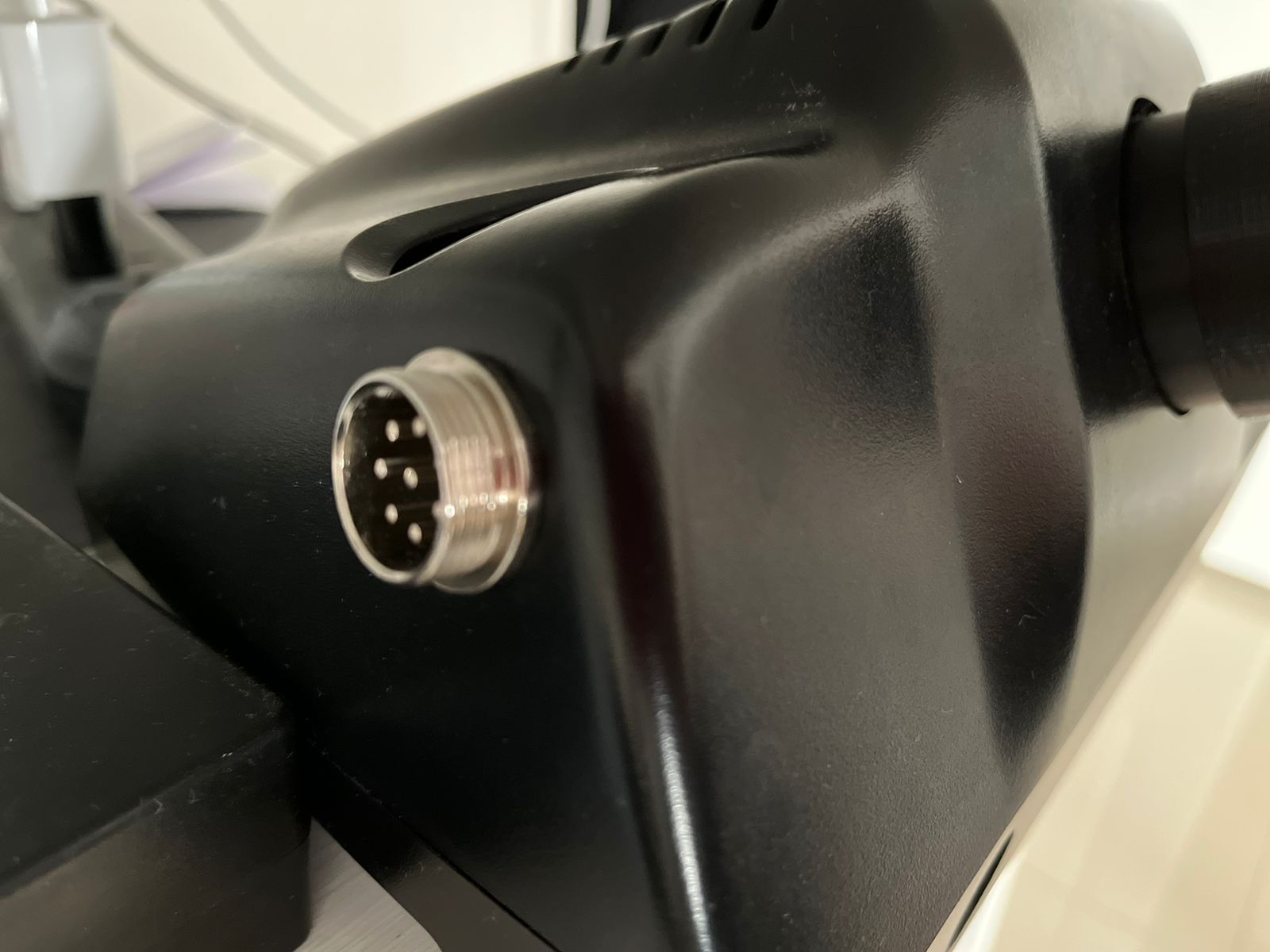 Quick release for Logitech G27 by @Madryn3D by @Madryn3d | Download ...