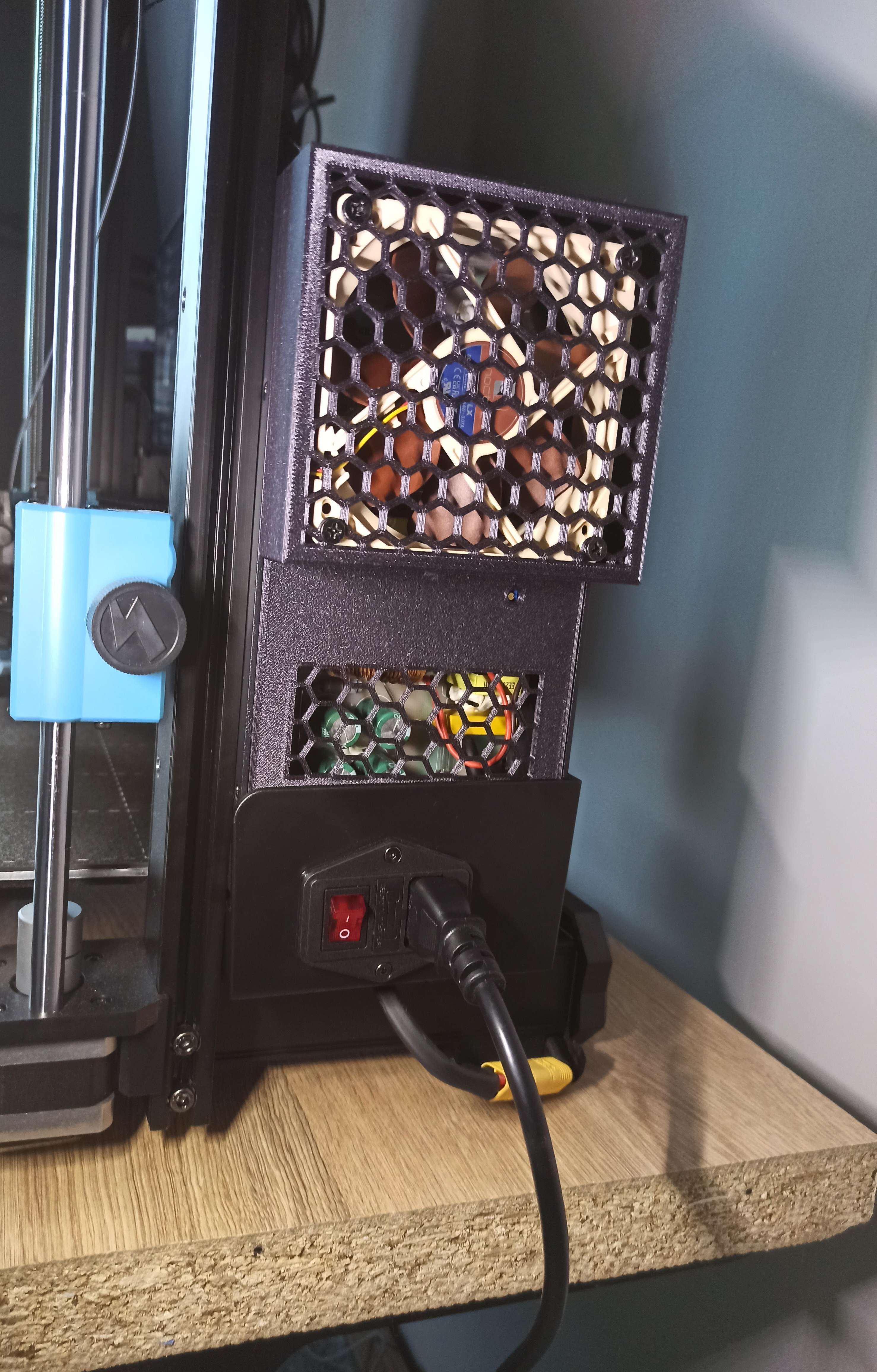 Fan cover for 92mm SV-06 Plus PSU side panel by TrinnSenn | Download ...