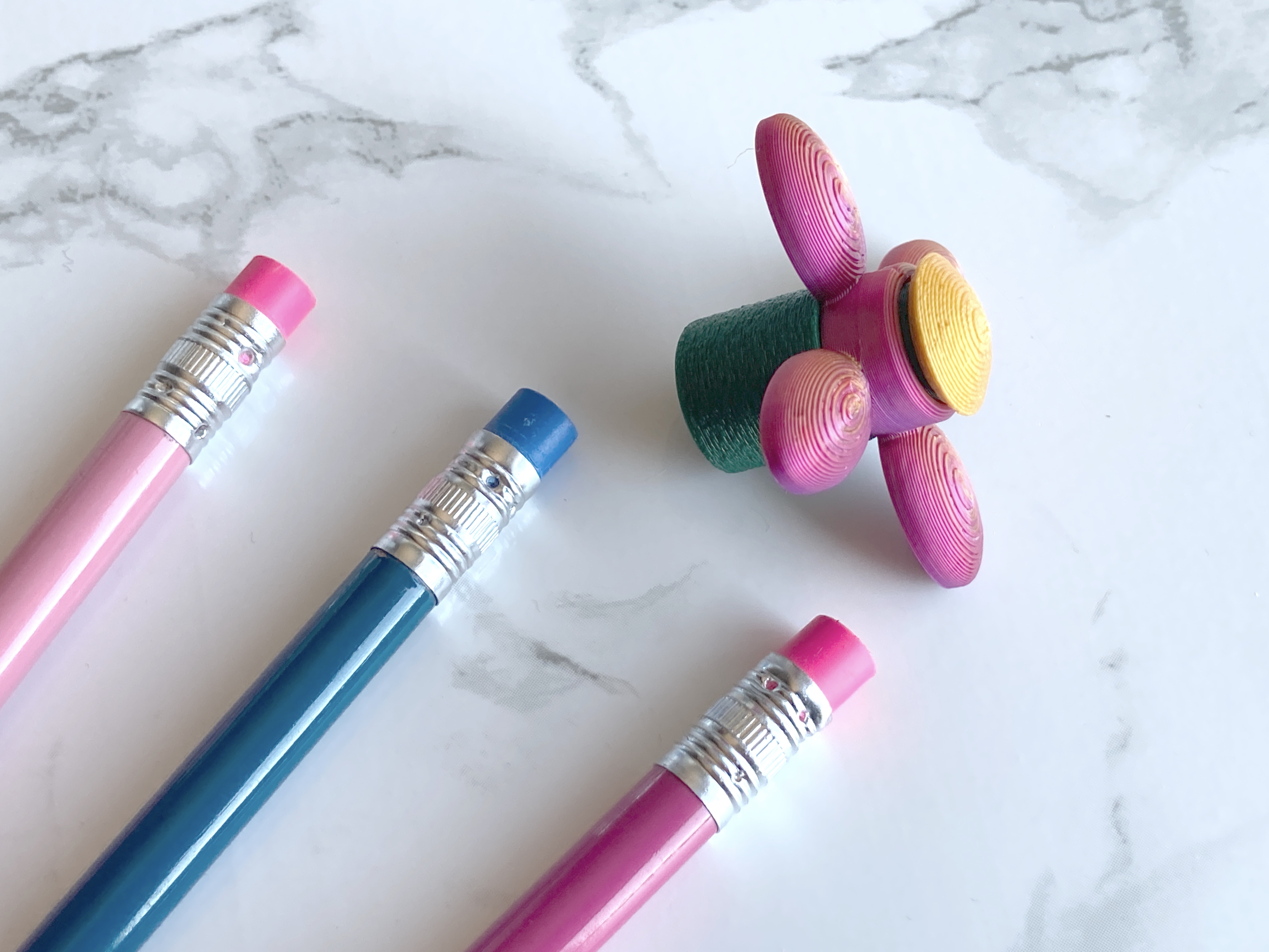 Flower Fidget Spinner Pencil Topper by PenolopyBulnick | Download free ...