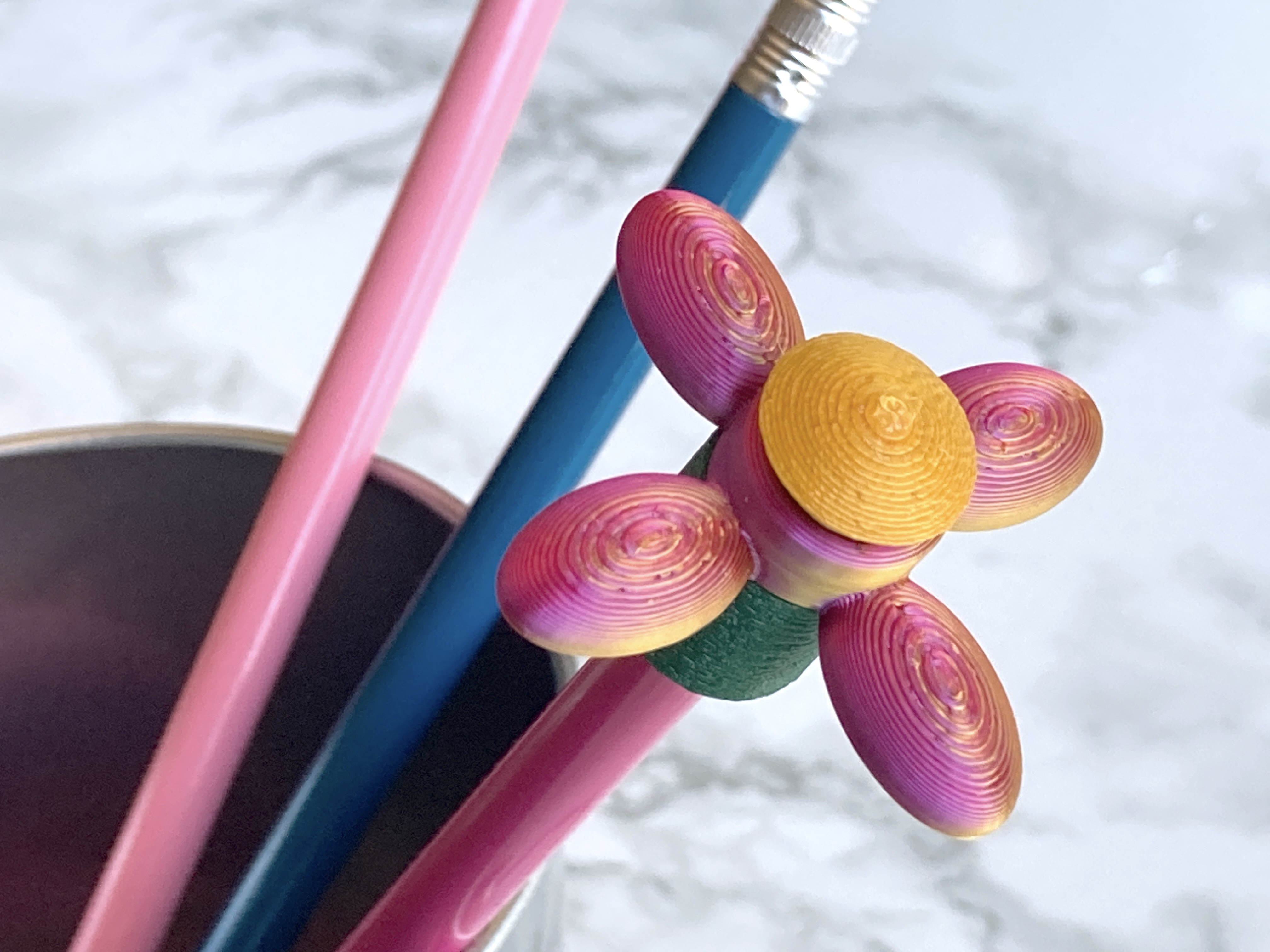 Flower Fidget Spinner Pencil Topper by PenolopyBulnick | Download free ...