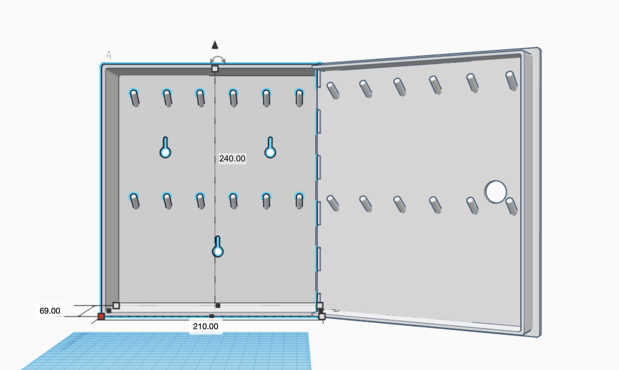 Simple but nice 24 key box / organizer for wall mounting by ...