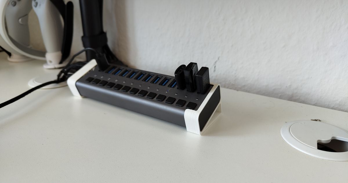 i-tec usb charging dock angled foots by Van Geeson | Download free STL ...