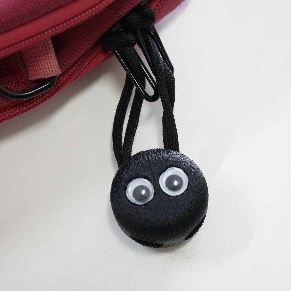 Zipper Pull - Soot Sprite (Susuwatari) by Whadup | Download free STL ...