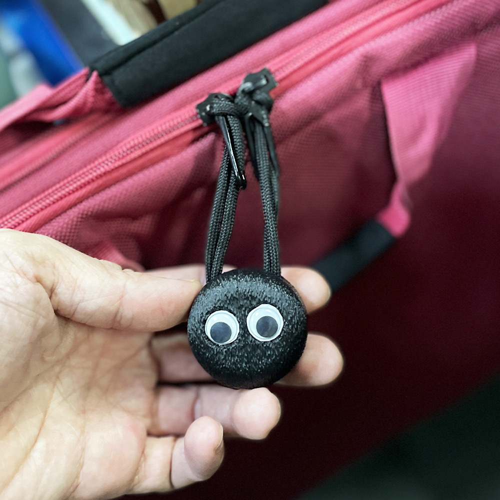 Zipper Pull - Soot Sprite (Susuwatari) by Whadup | Download free STL ...