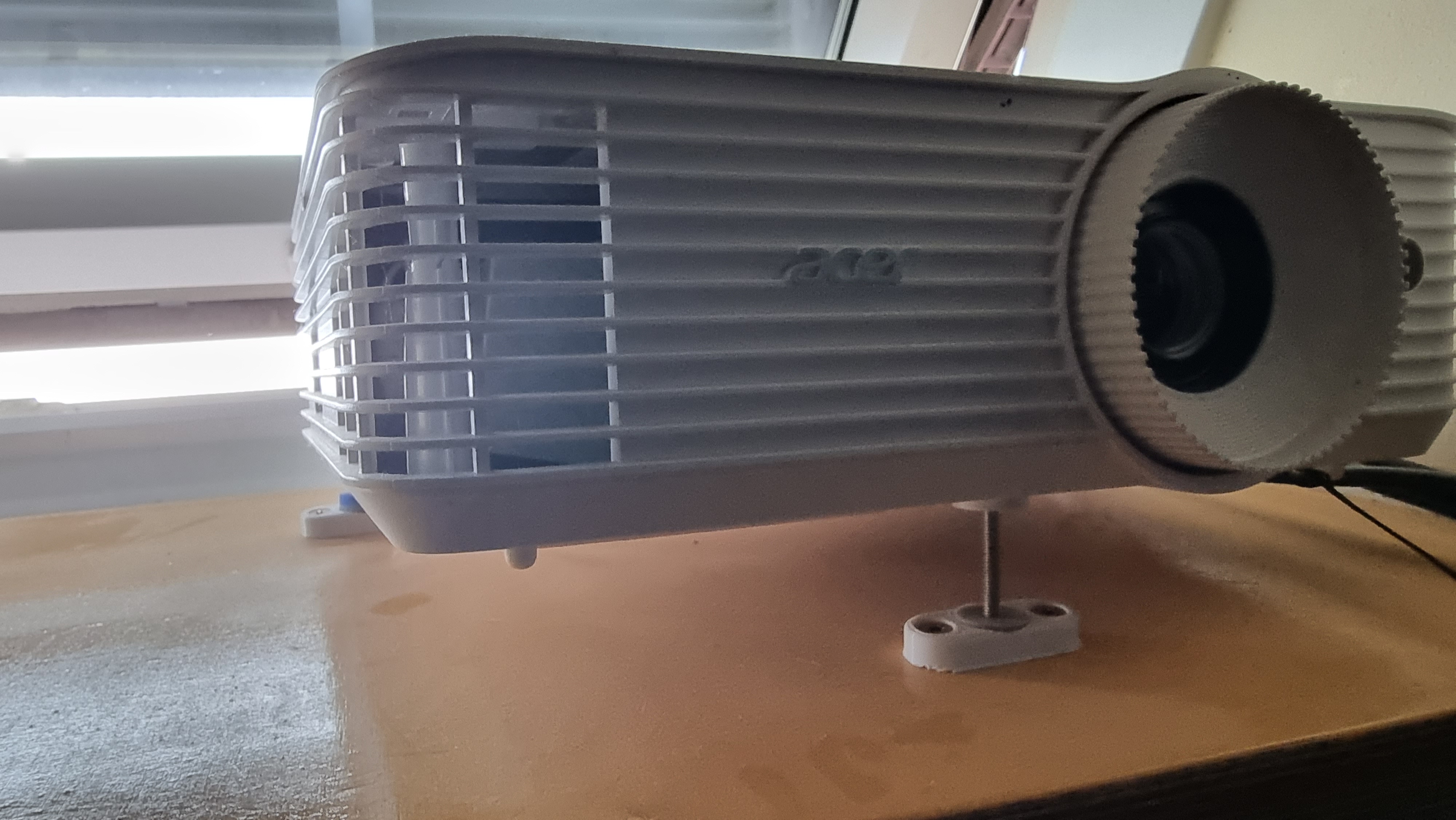 Acer Beamer Mount by NewAge | Download free STL model | Printables.com