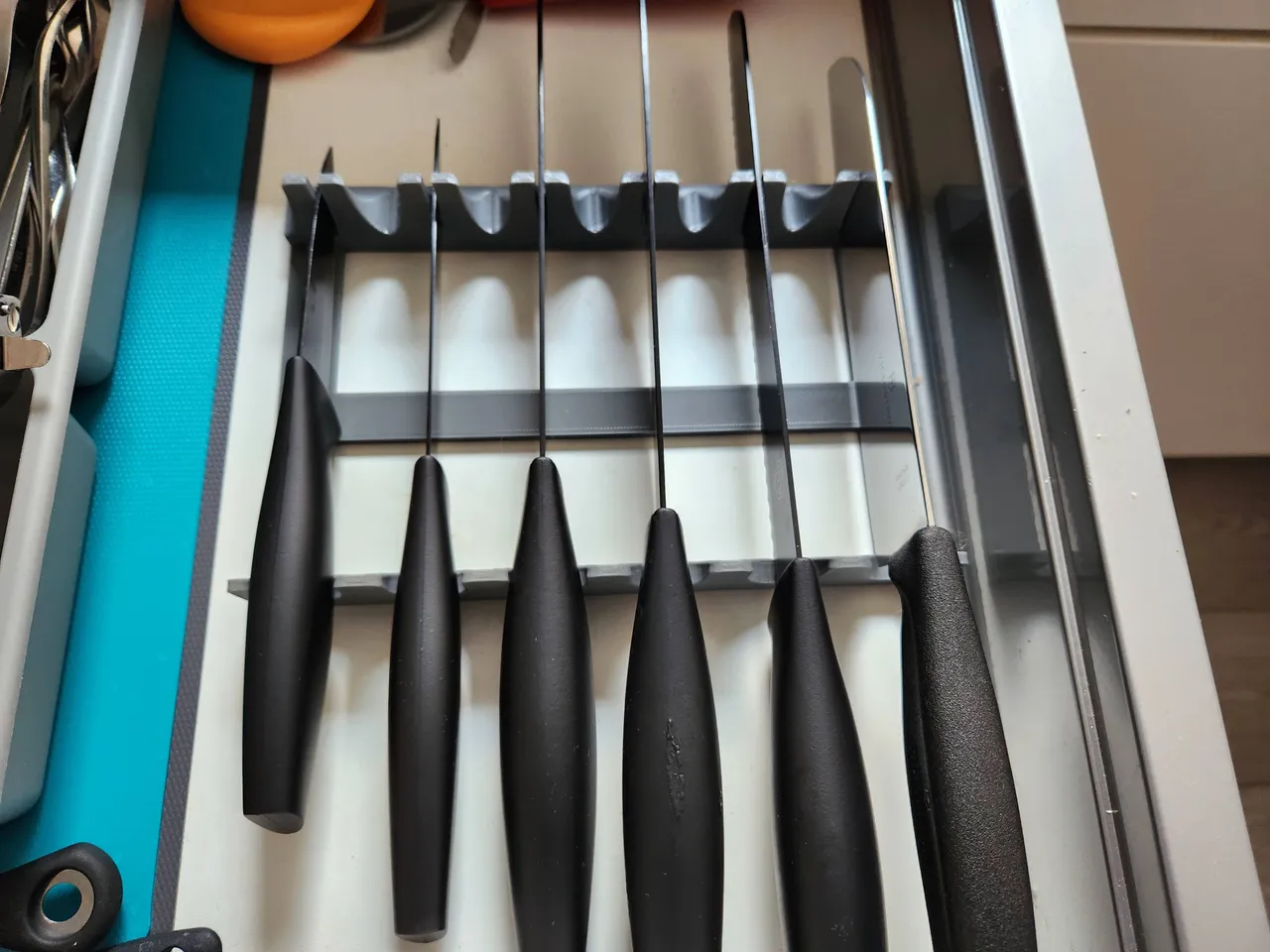 In-Drawer Knife Rest with handle and blade support by Frans Marx ...
