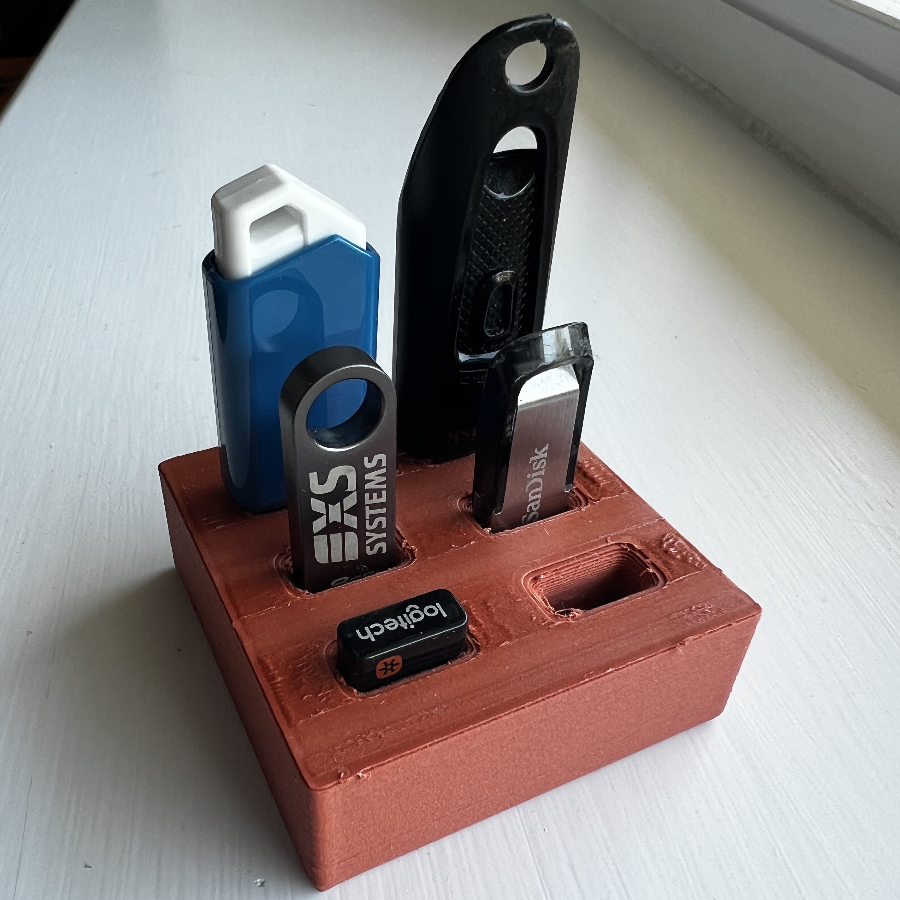 Bauhaus Tray USB Organiser by person678 | Download free STL model ...