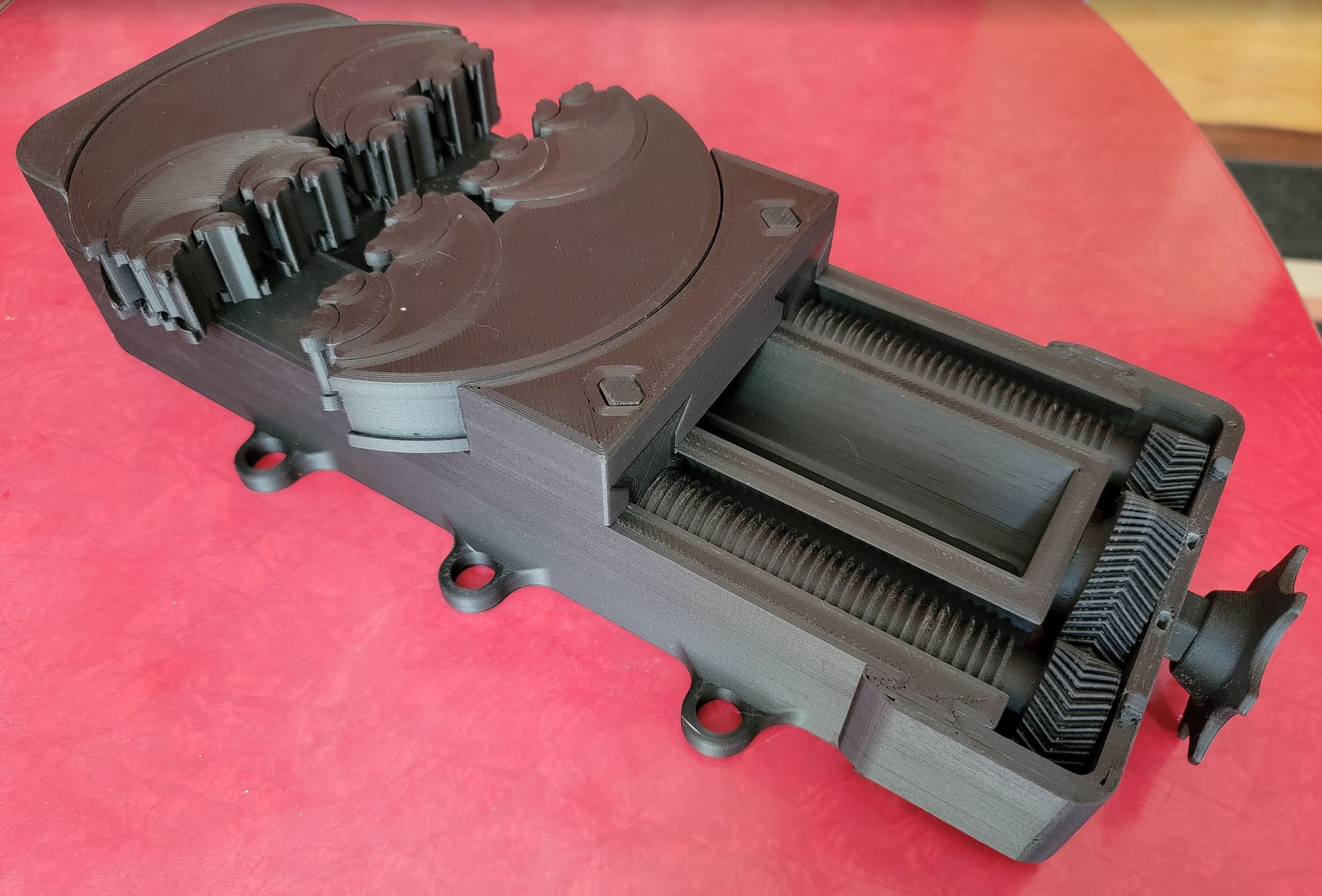 Fractal Vise Fully printedT by Knotcmptlecnfsd | Download free STL ...