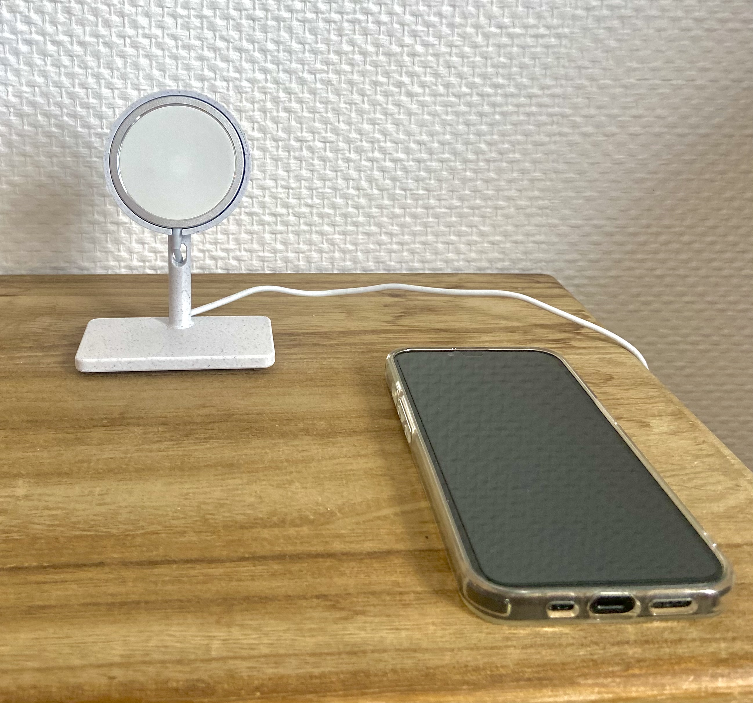 "Standby Stand" for Apple MagSafe by Soolaal | Download free STL model ...