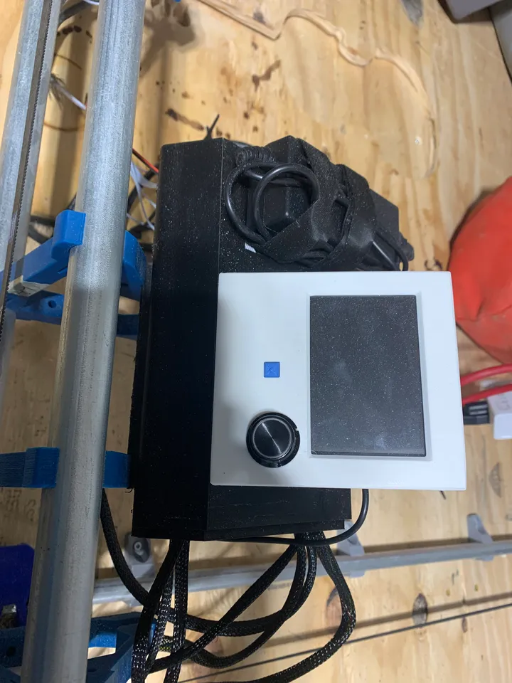 Modified LR3 control box lid by Jolon Andrade | Download free STL model ...