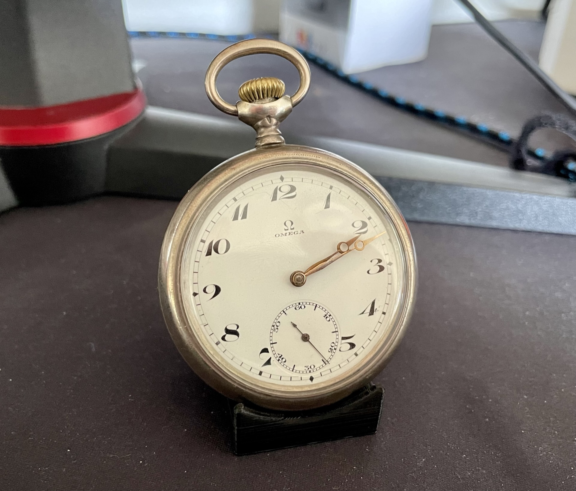 Pocket Watch Stand for the desktop by BadHamsterDK | Download free STL ...