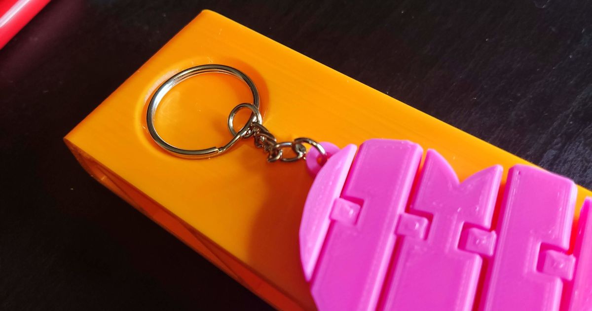 Keychain Assembler Table Clamp by Frikarte3D | Download free STL model ...