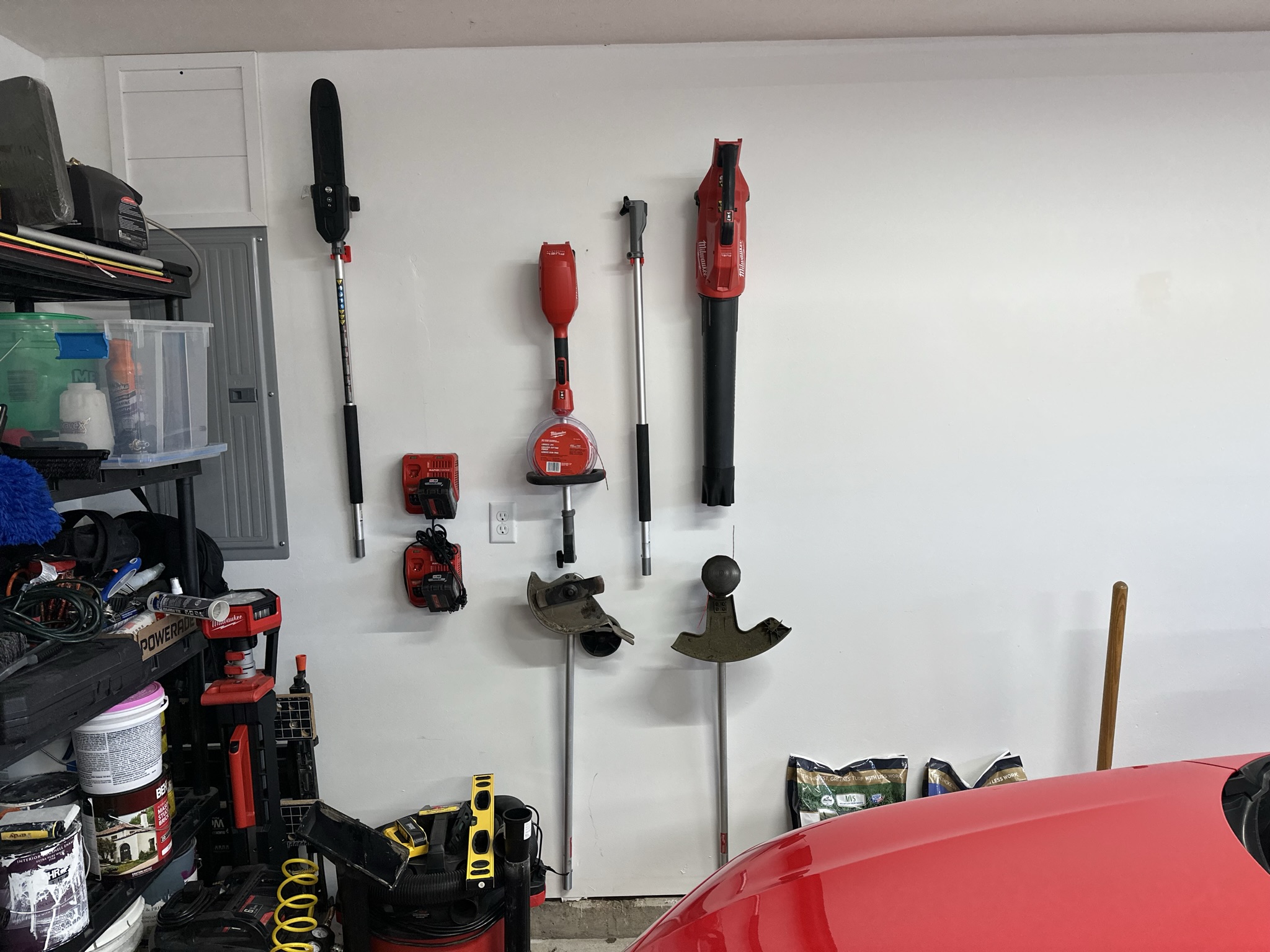 Milwaukee Quik-Lok Attachment Wall Hanger von Adam Knepper ...