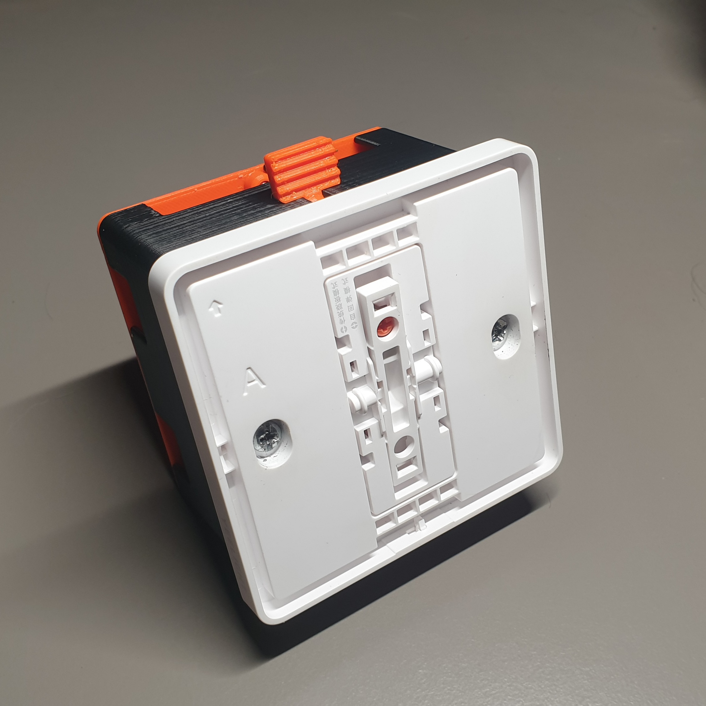 Yeelight SLISAON switch dry lining back box by Matvei | Download free ...