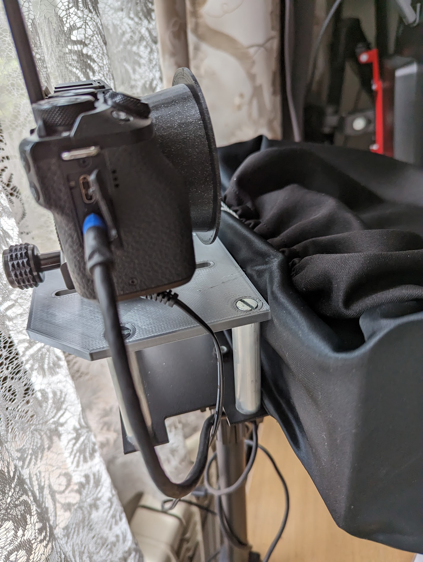 TELEPROMPTER PAD shorter camera base by dimitar | Download free STL ...