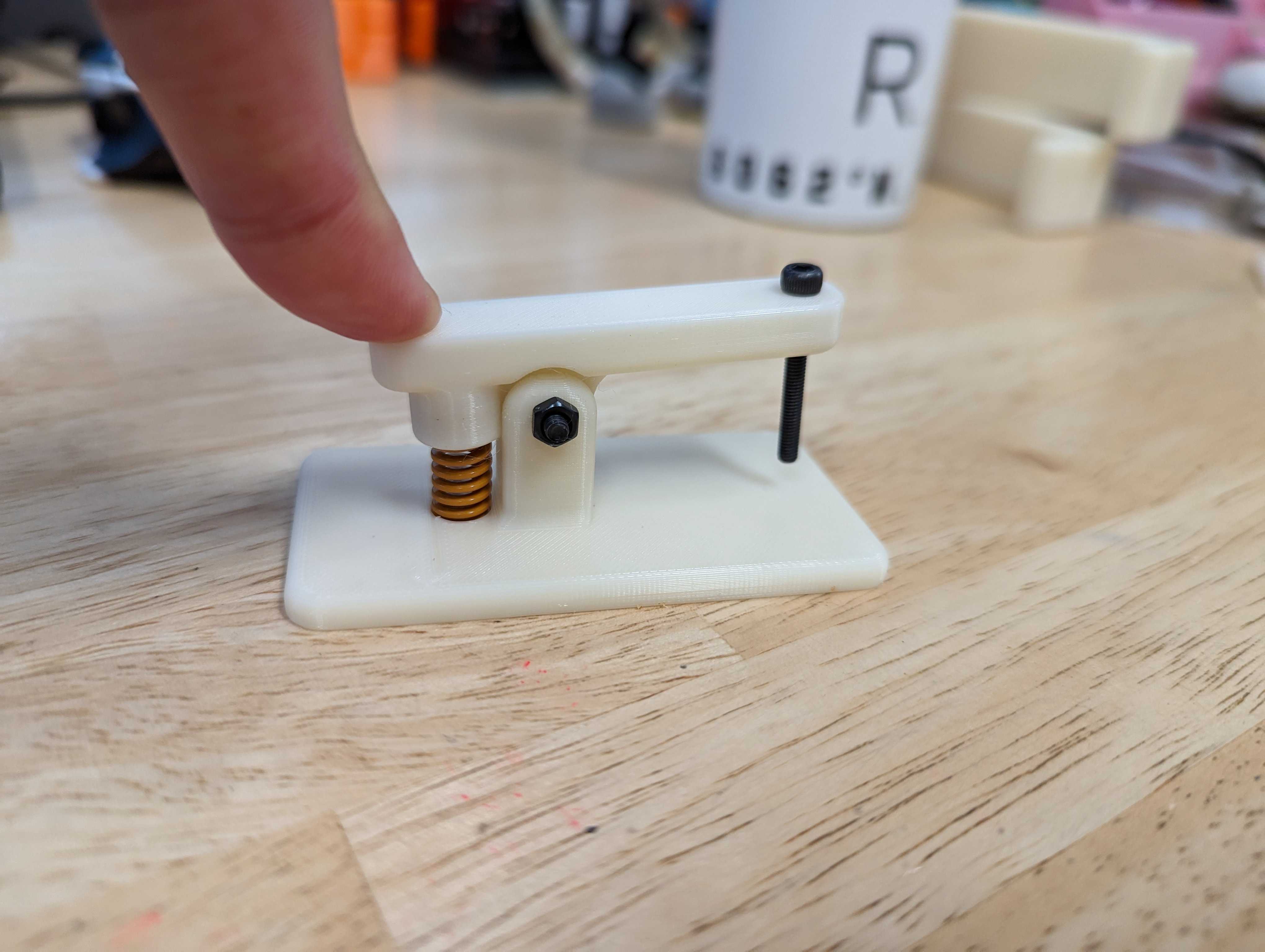 Soldering clamp larger base by Huy Nguyen | Download free STL model ...