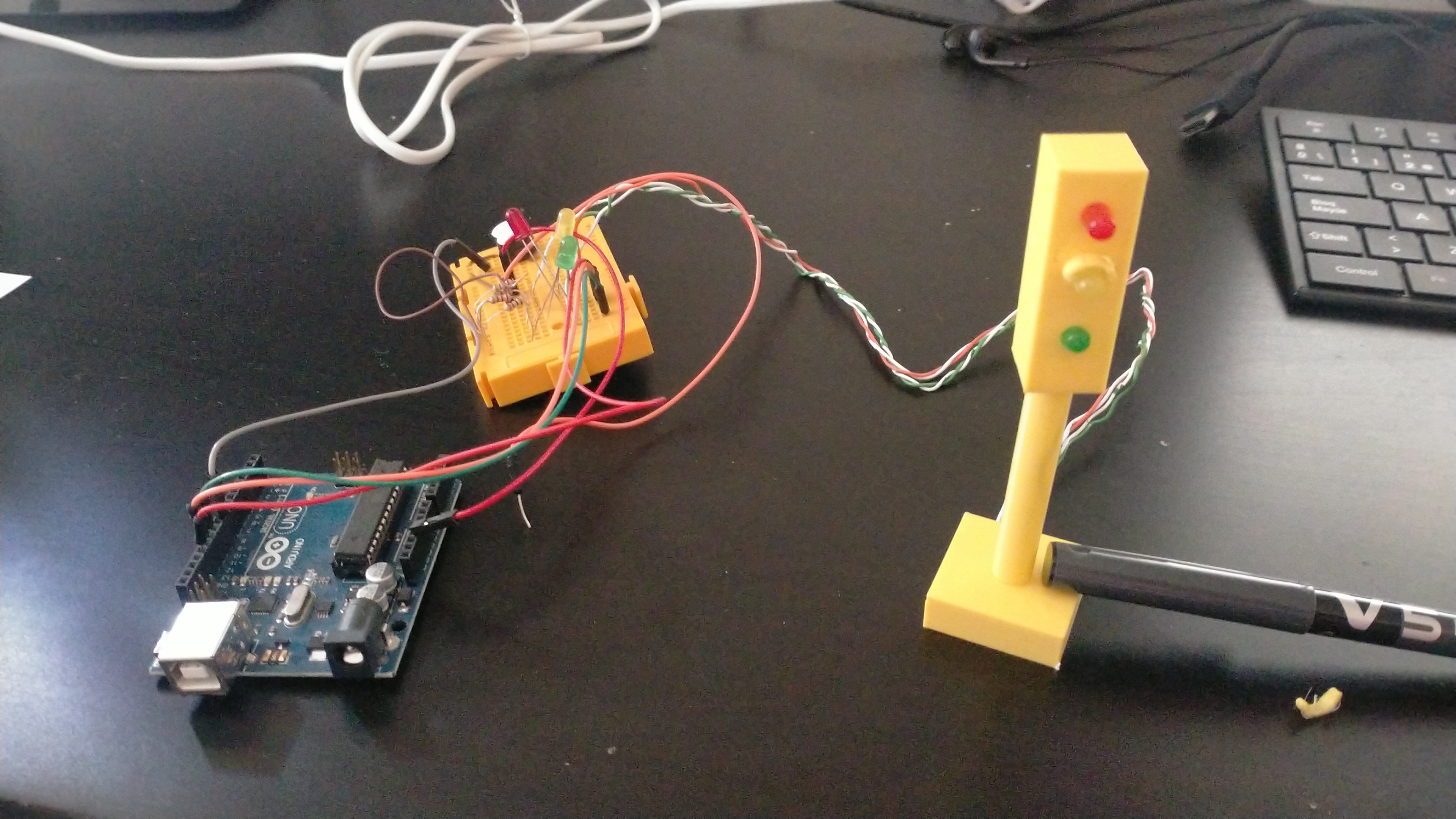 Traffic lights in 3D and Arduino by Miguel | Education | Printables.com Traffic lights in 3D and Arduino by Miguel | Education | Printables.com