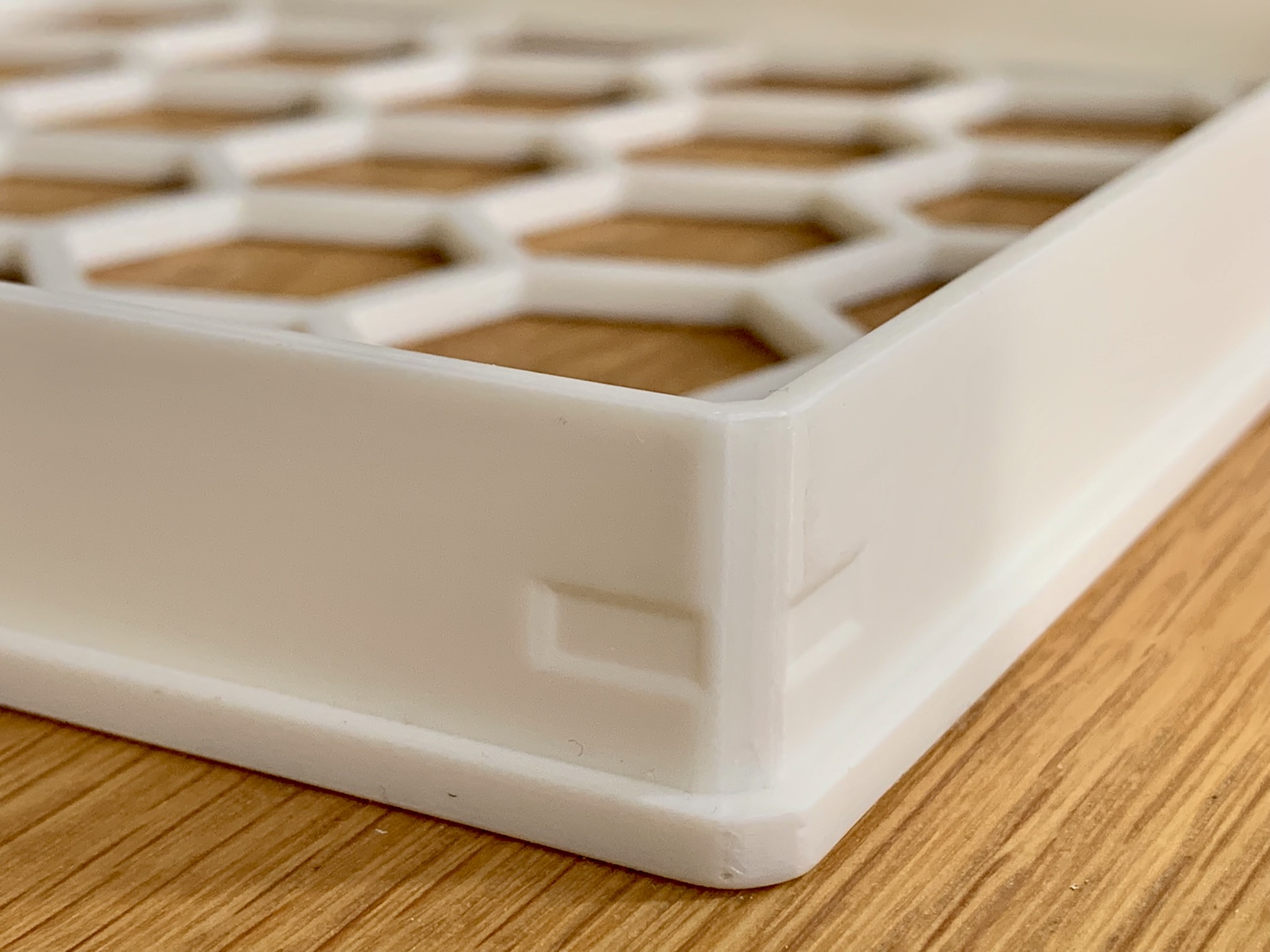 Bambu Lab filament spool storage box by Ludo Timp | Download free STL ...