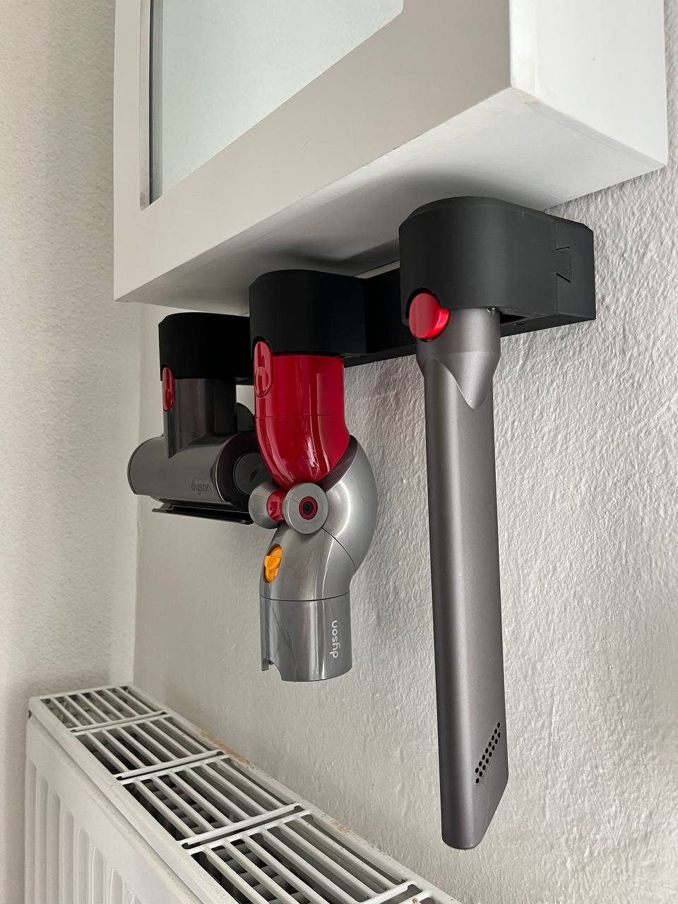 Triple Slot Dyson Accessories Wall Mount by Krope | Download free STL ...