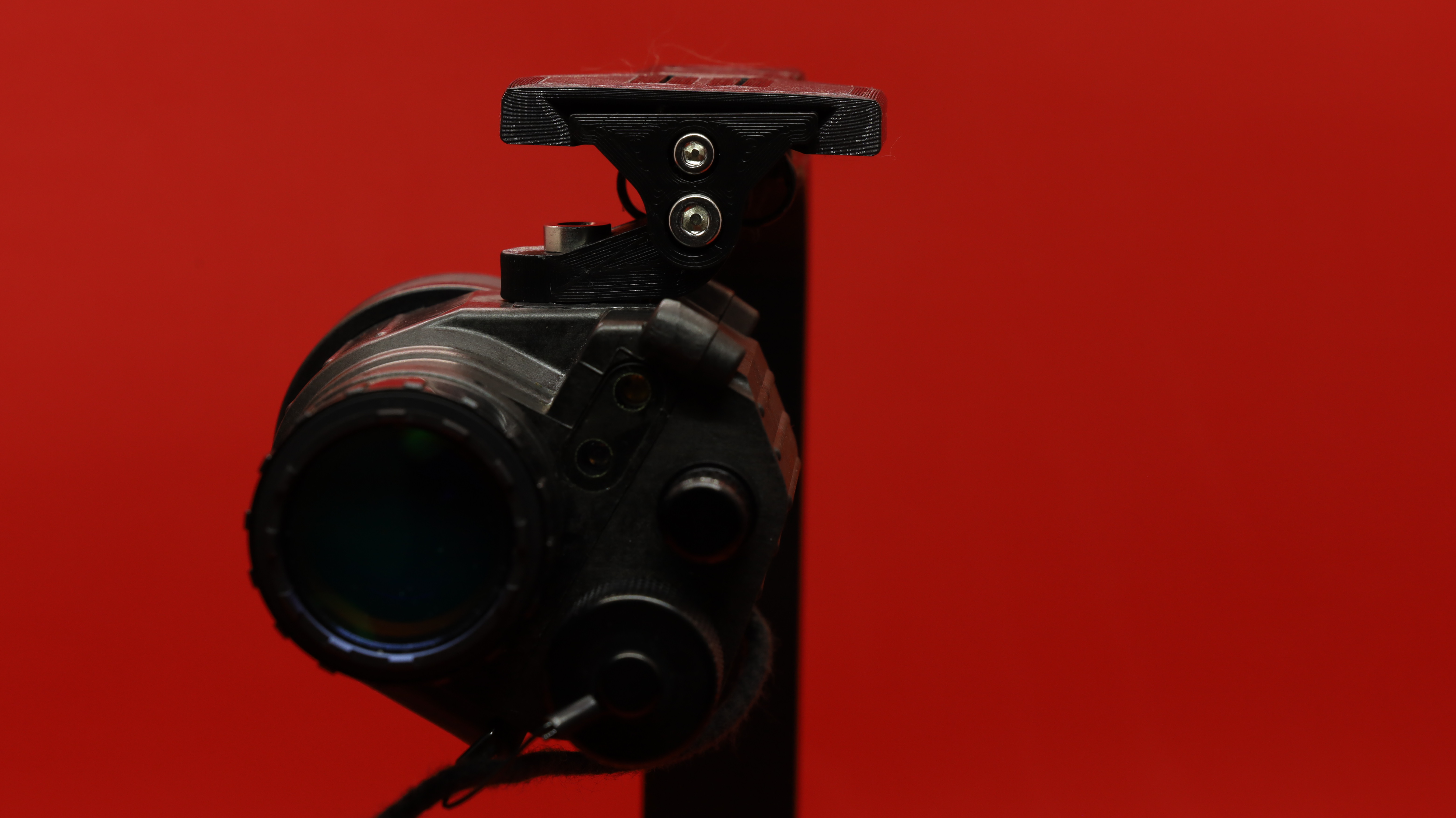 NVG Display Stand by nnicclaas | Download free STL model | Printables.com