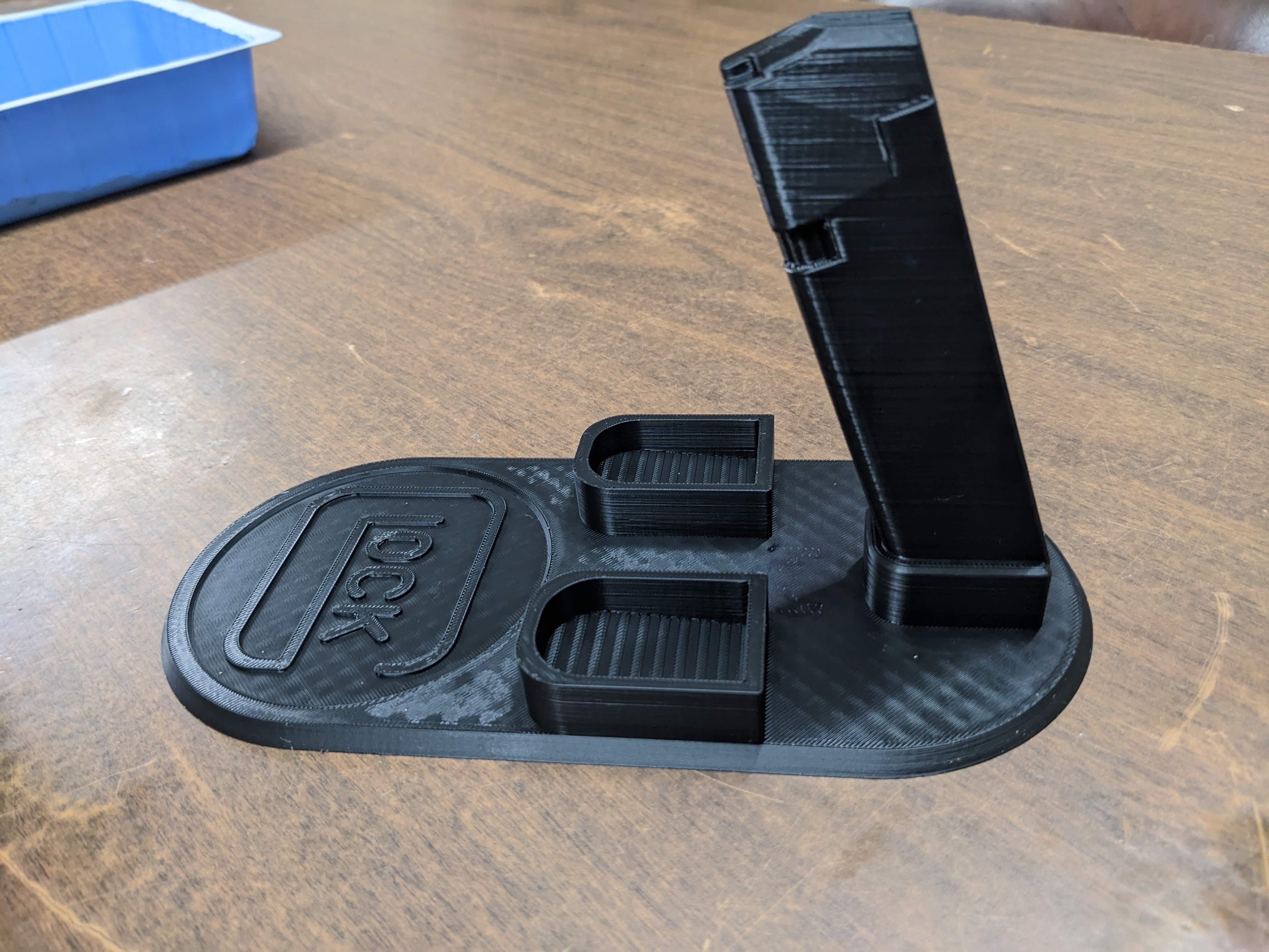 Glock Stand with 2 Mag holders, GEN 5 Compatable von jordan ...