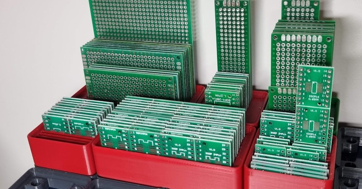 Parametric Gridfinity PCB/Perfboard Holders (OpenSCAD) by bobstay ...